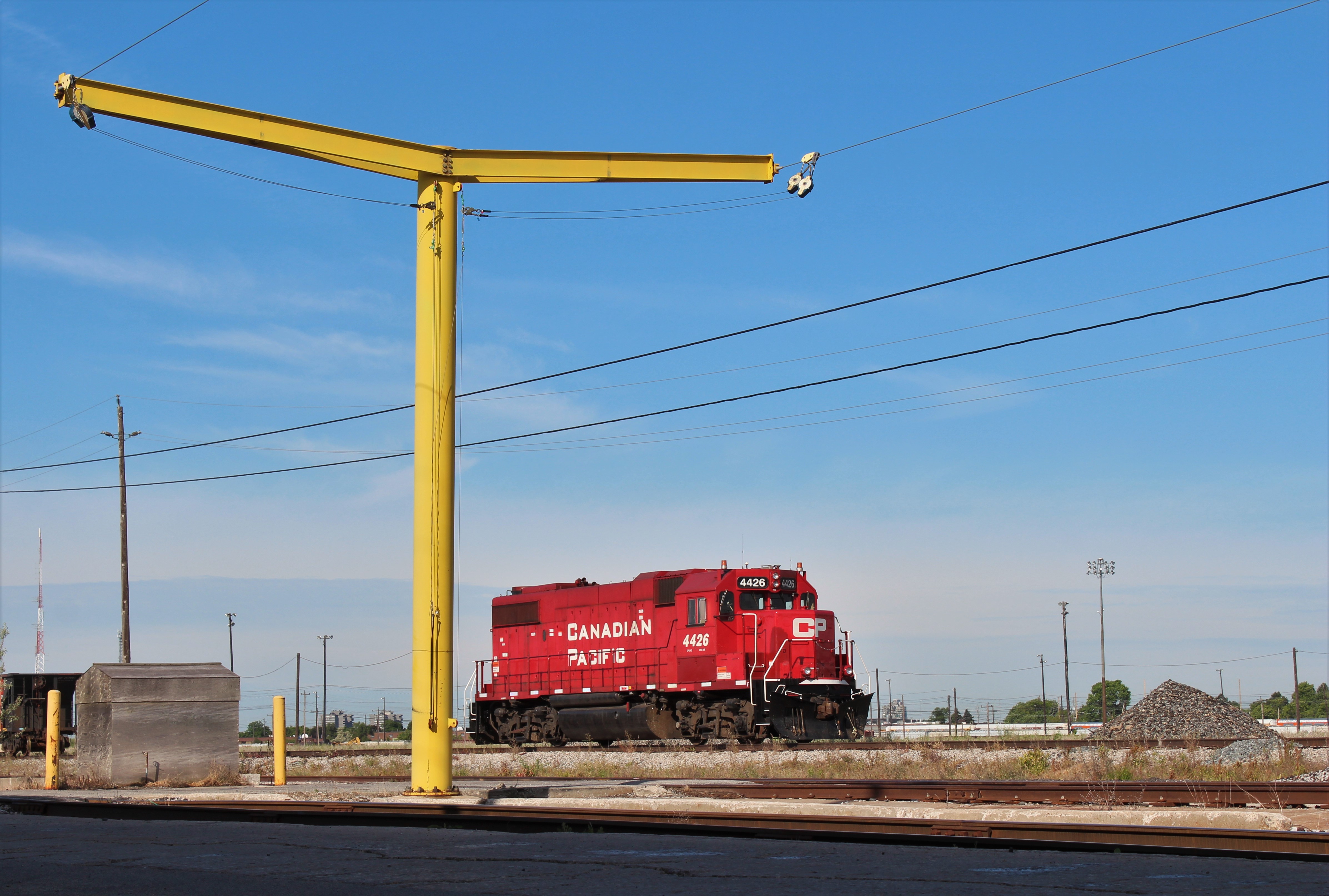 Railpictures.ca - Paul Santos Photo: GP38-2 Remote unit sits north of ...