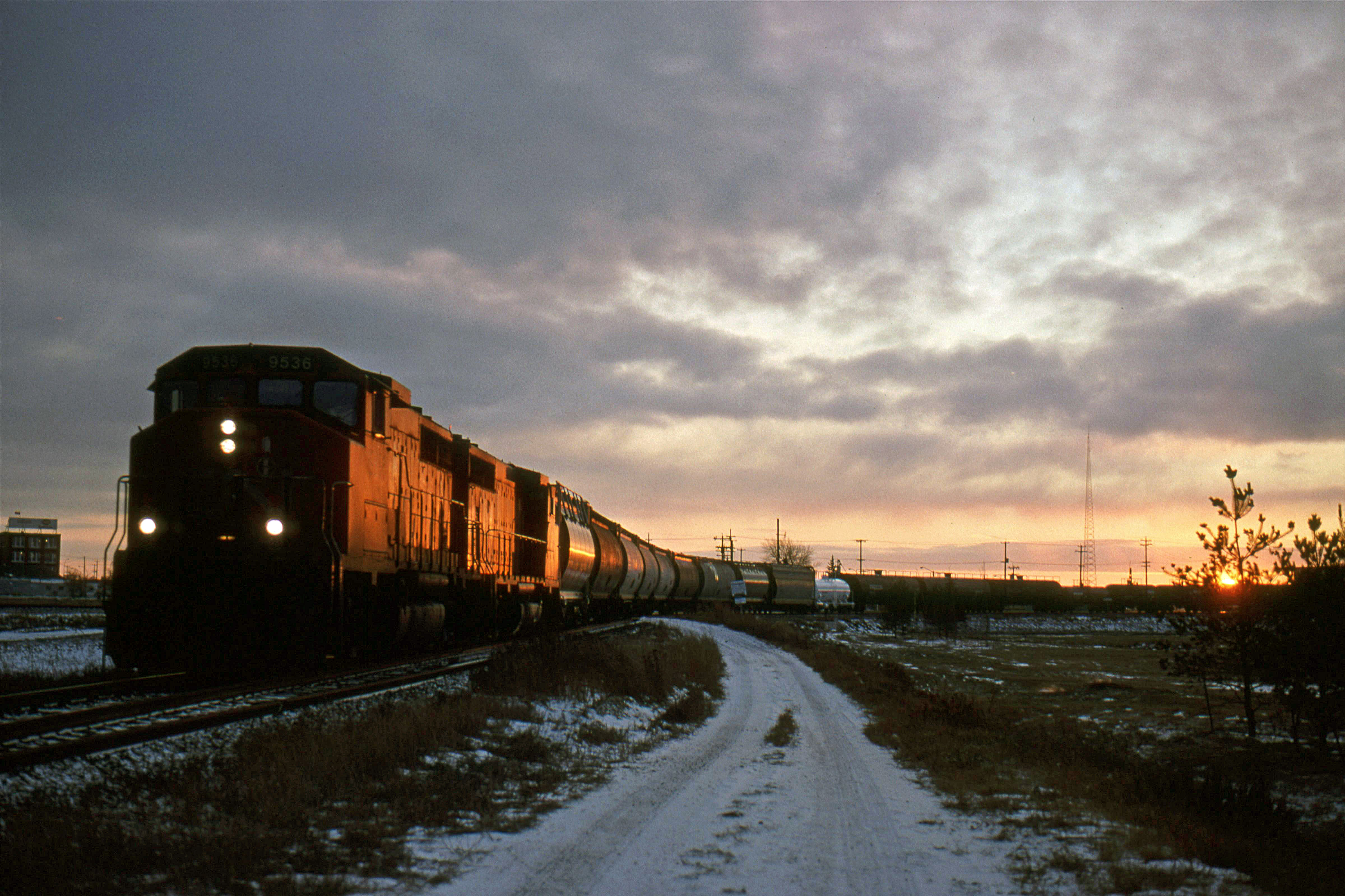 Railpictures.ca - Steve Young Photo: 526 was the chemical local out of ...