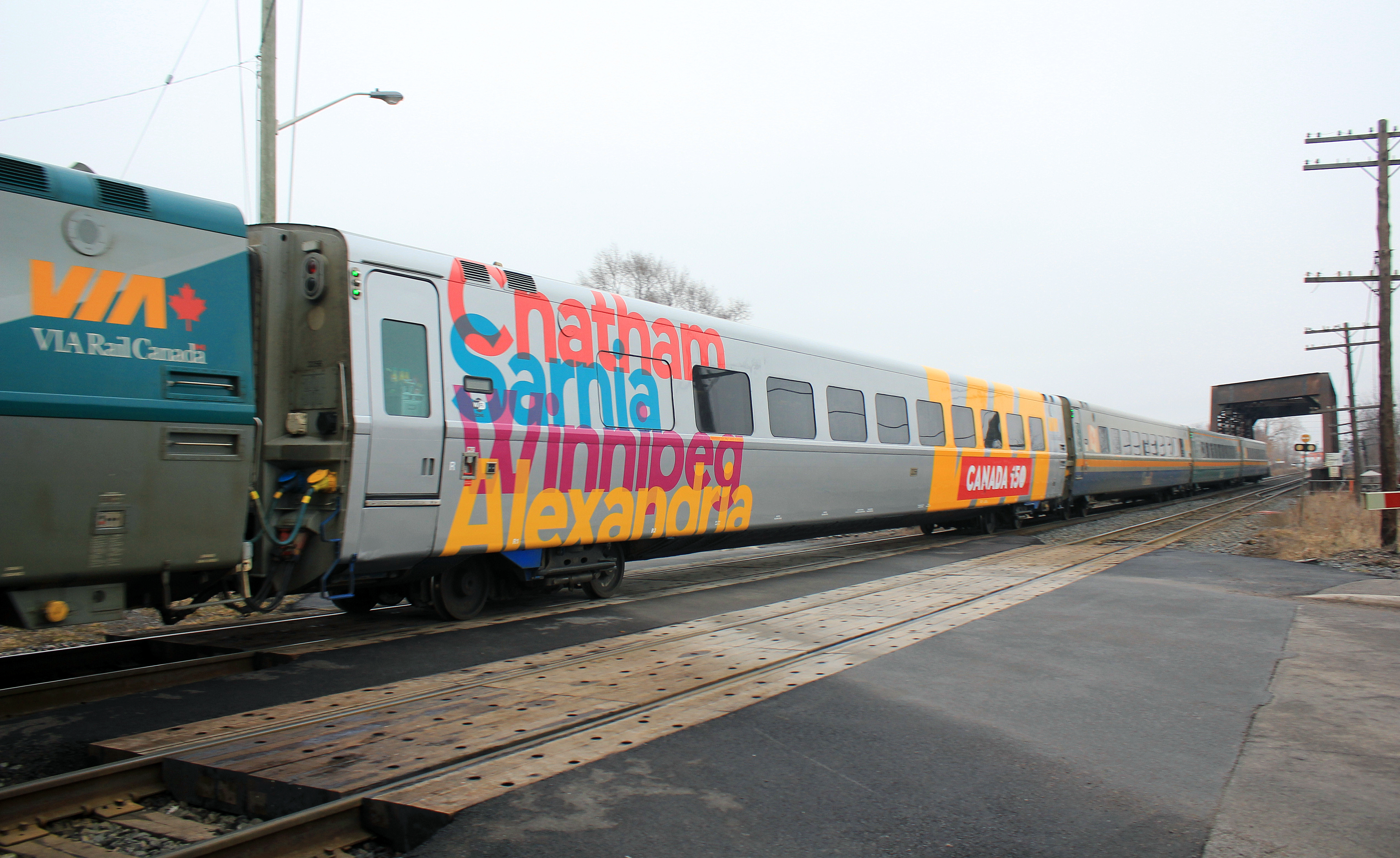 Railpictures.ca - Shaun Hennessy Photo: Via rail 65 rolls west with a ...