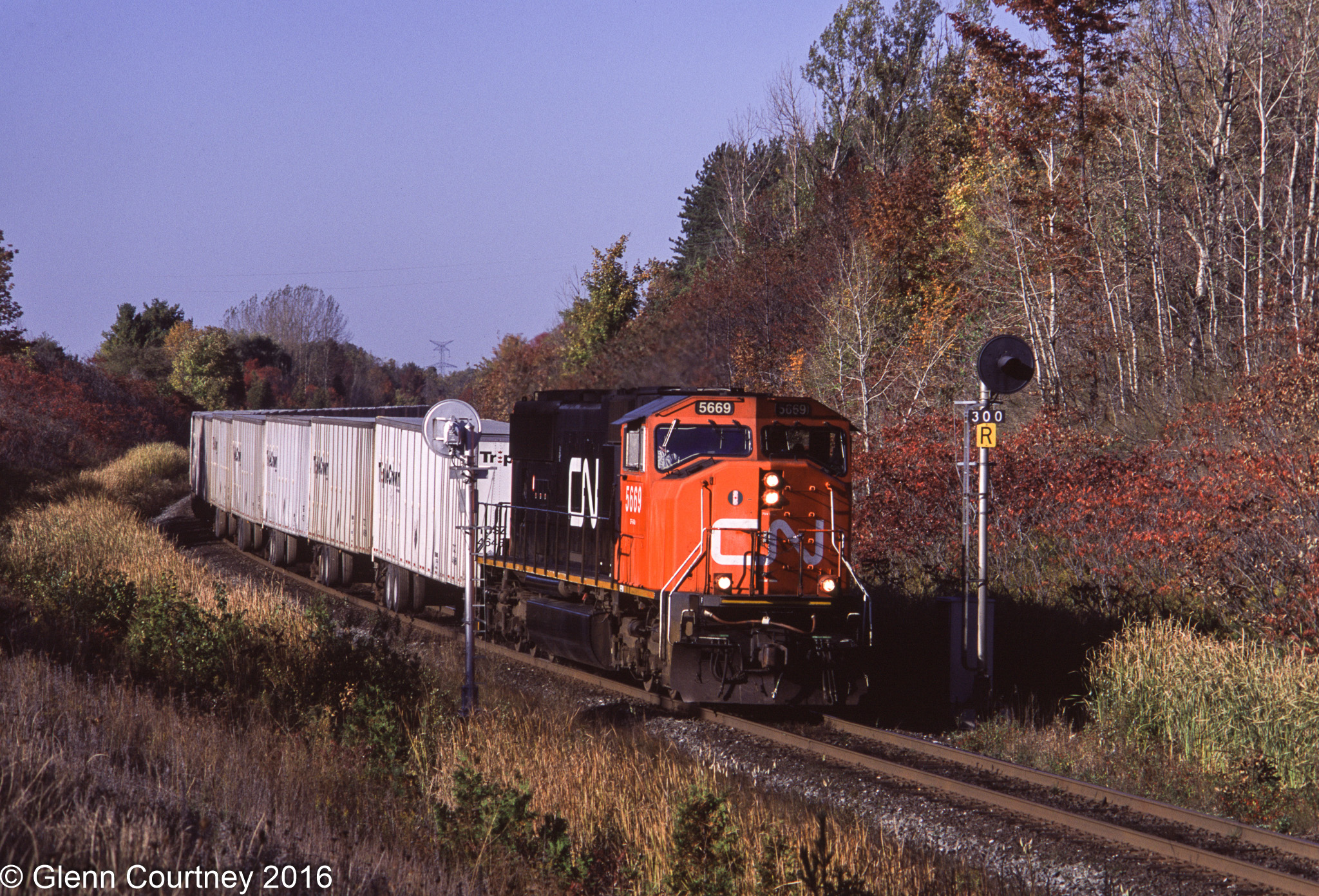 Railpictures.ca - Glenn Courtney Photo: Partway between Speyside and ...