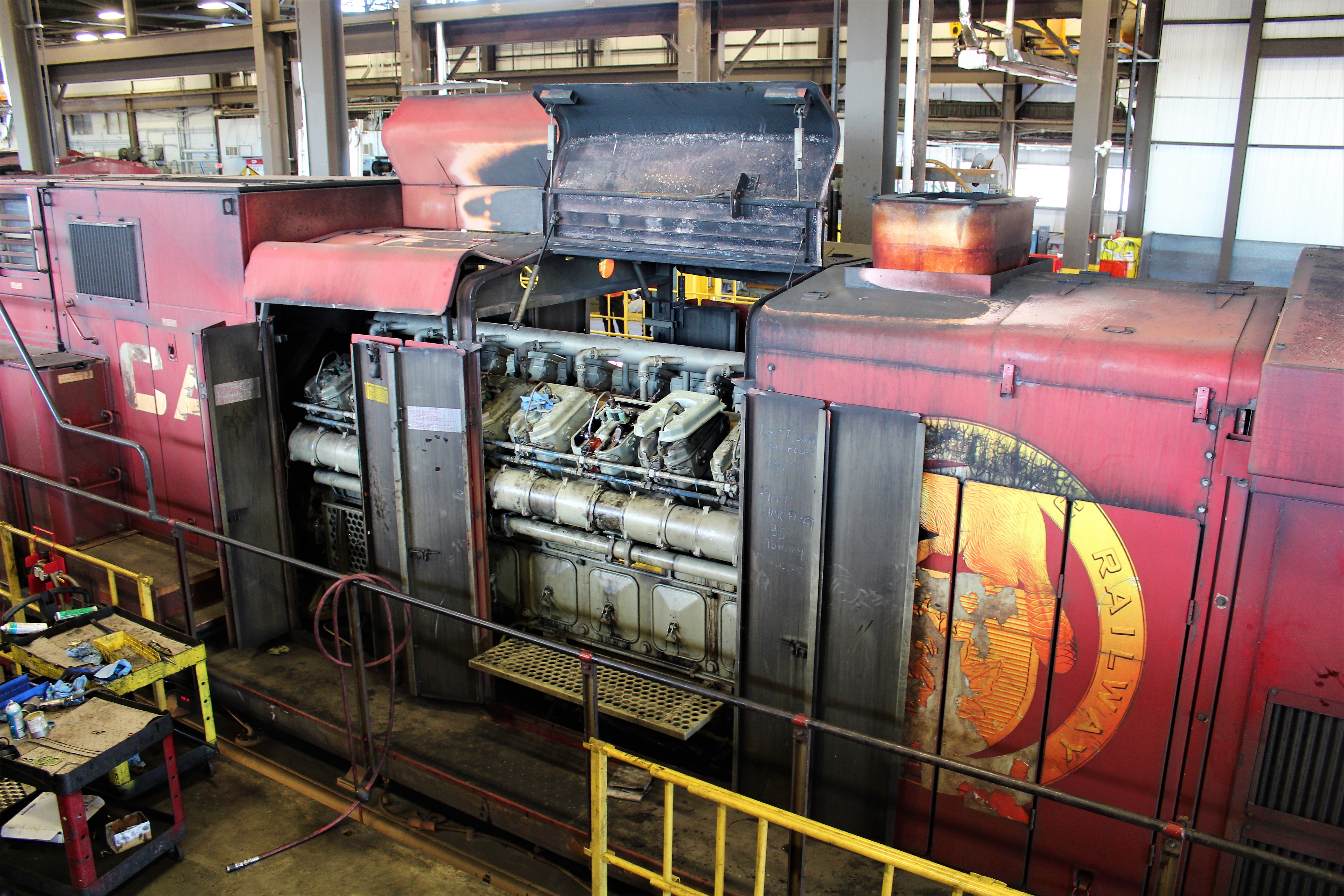 Railpictures.ca - Paul Santos Photo: Overhead view of a General ...