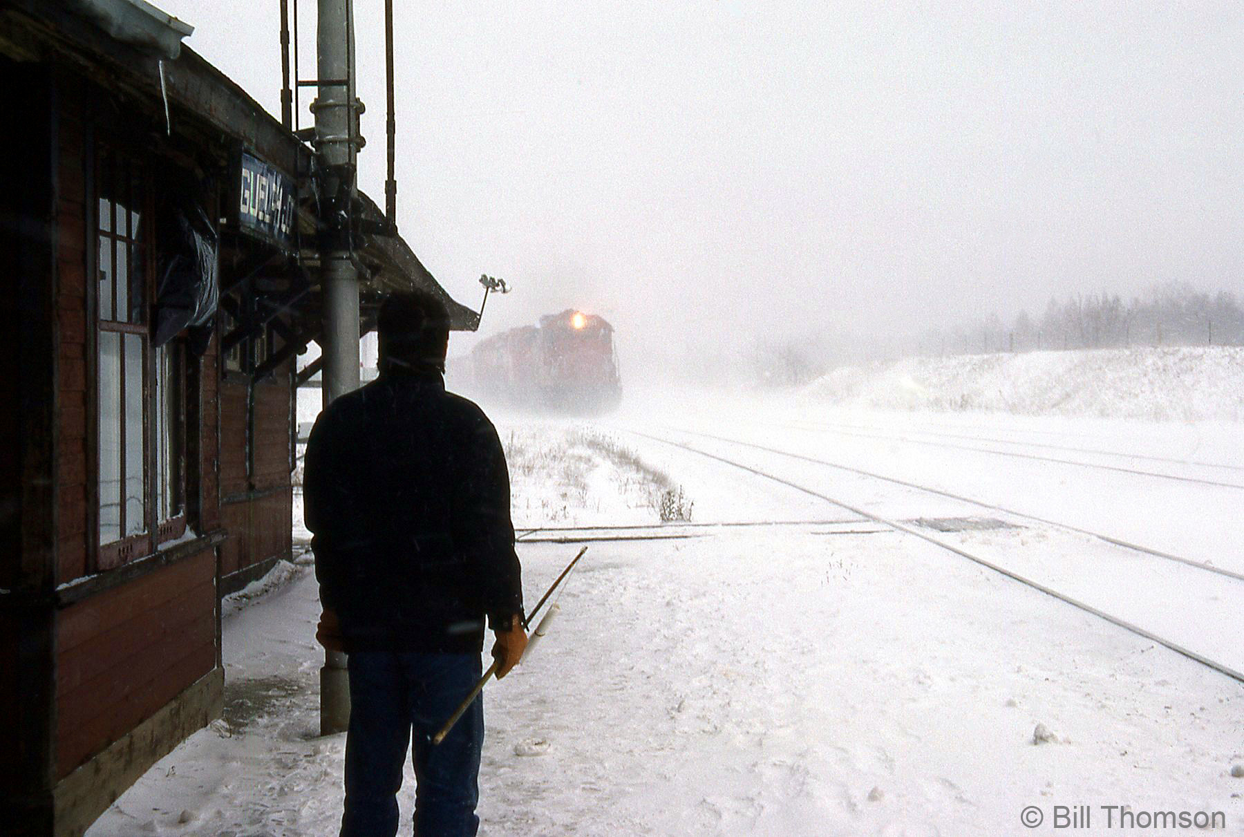 Railpictures.ca - Bill Thomson Photo: The operator at CP’s Guelph ...