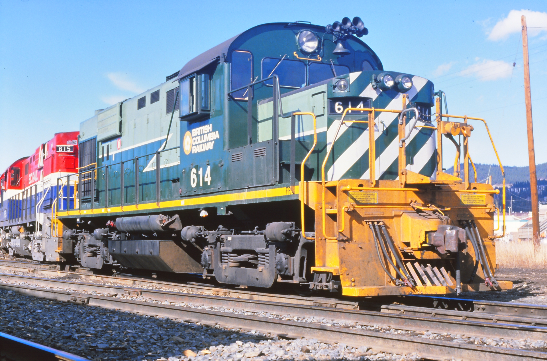 Railpictures.ca - Doug Lawson Photo: Power shuffle at Williams Lake ...