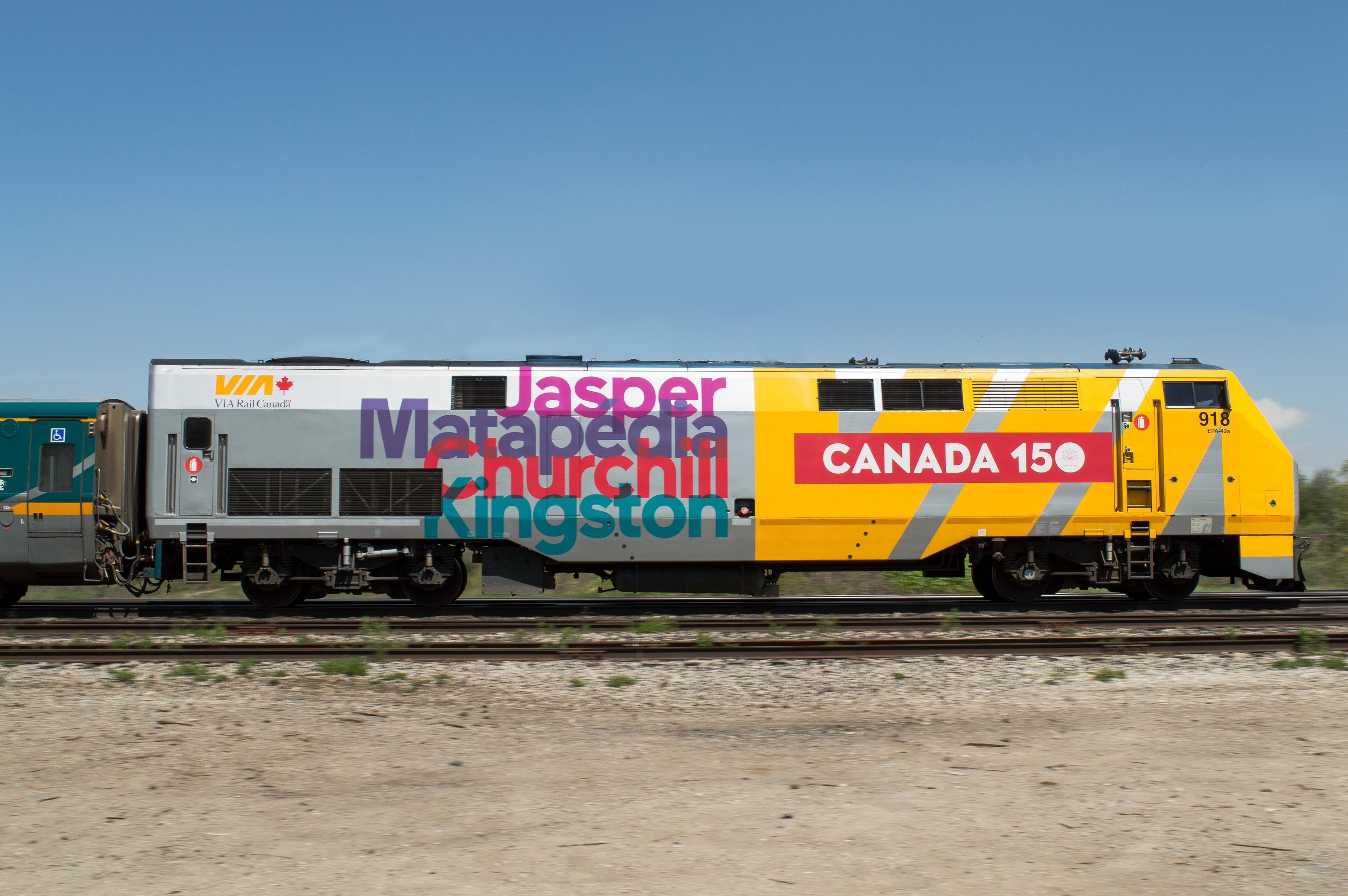 Railpictures.ca - Joseph Bishop Photo: The new wraps on the Via P42′s ...