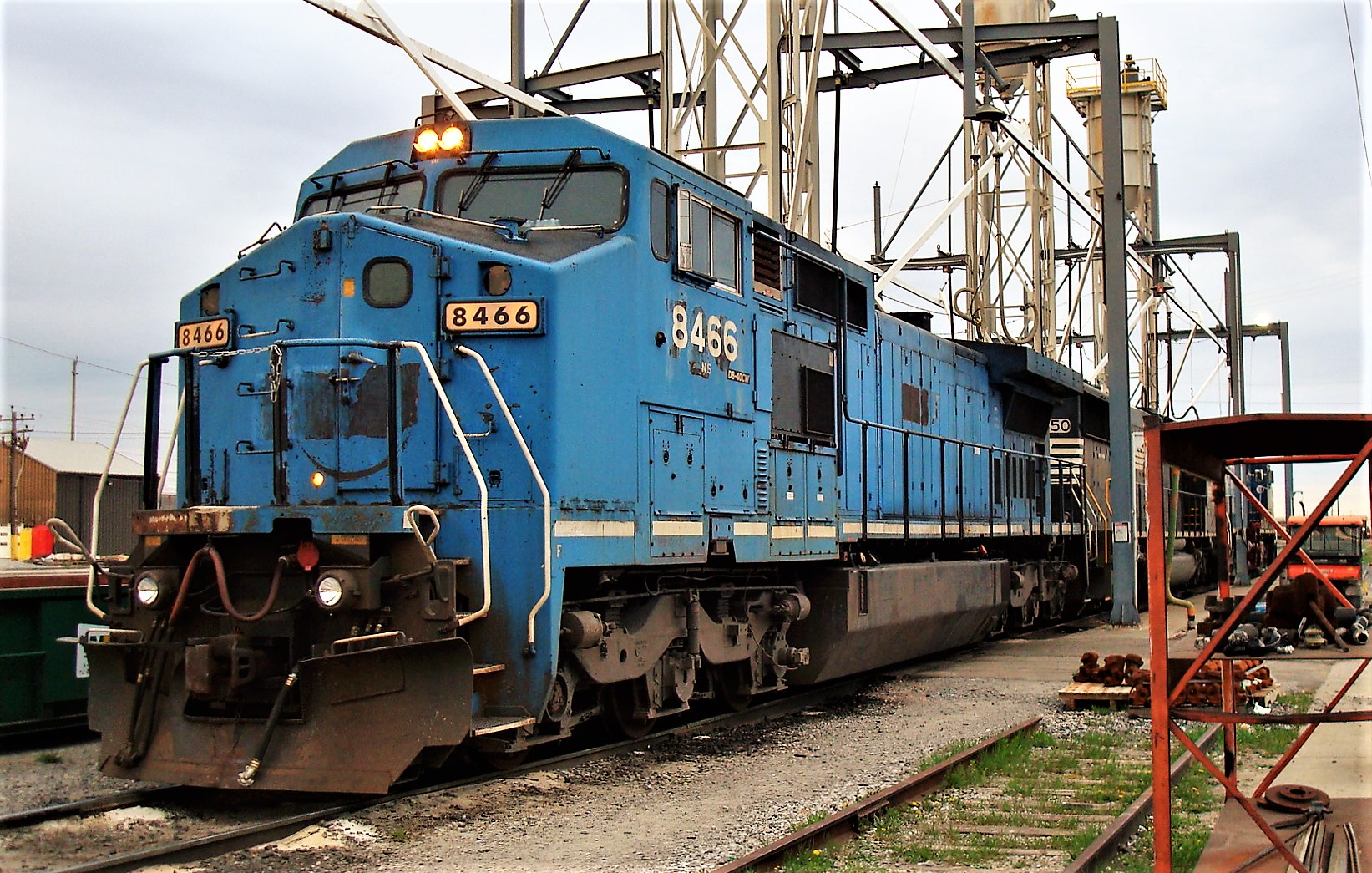 Railpictures.ca - Paul Santos Photo: Ex LMS and Conrail C40-8W #726 ...