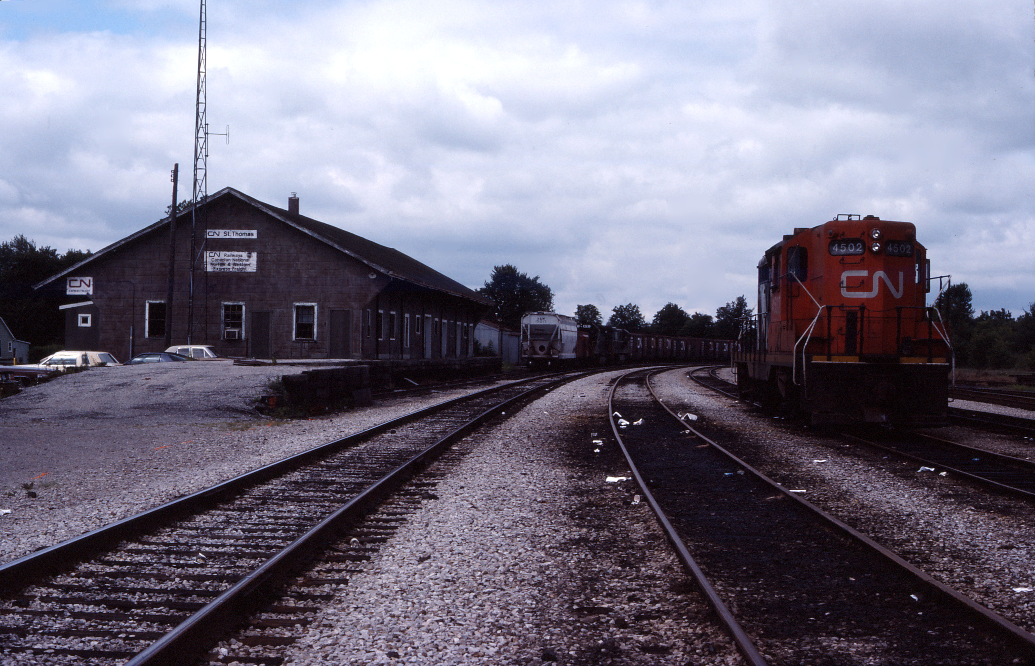 Railpictures.ca - Doug Page Photo: In this photo, we see the power for ...