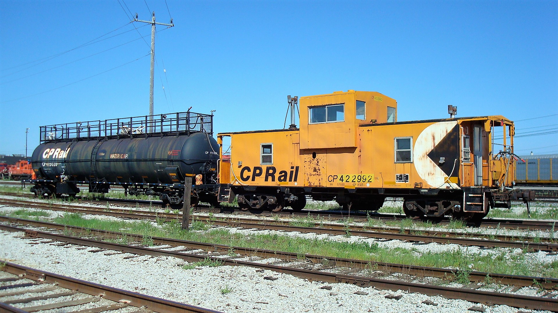Railpictures.ca - Paul Santos Photo: Water train tank car and caboose ...
