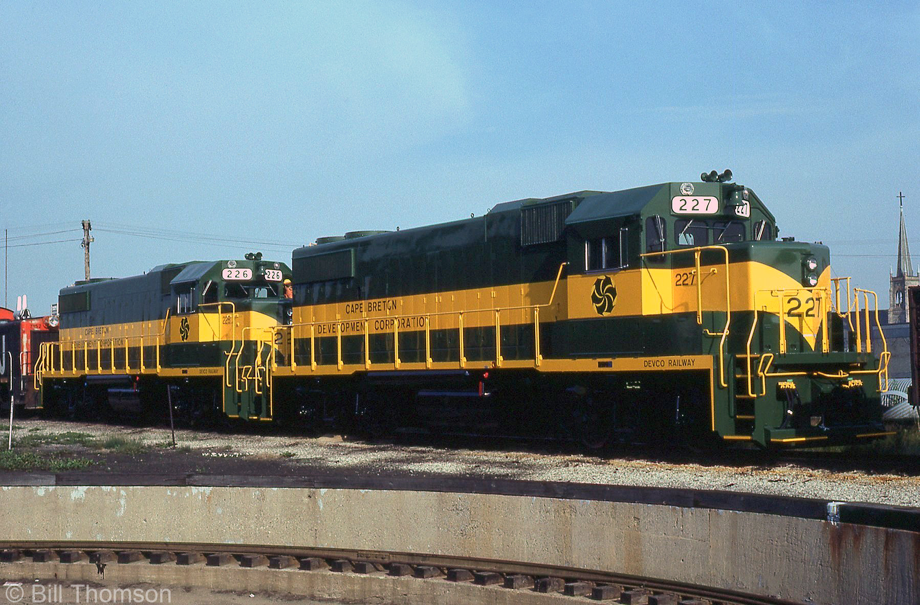 Railpictures.ca - Bill Thomson Photo: Brand new DEVCO GP38-2′s 227 and ...