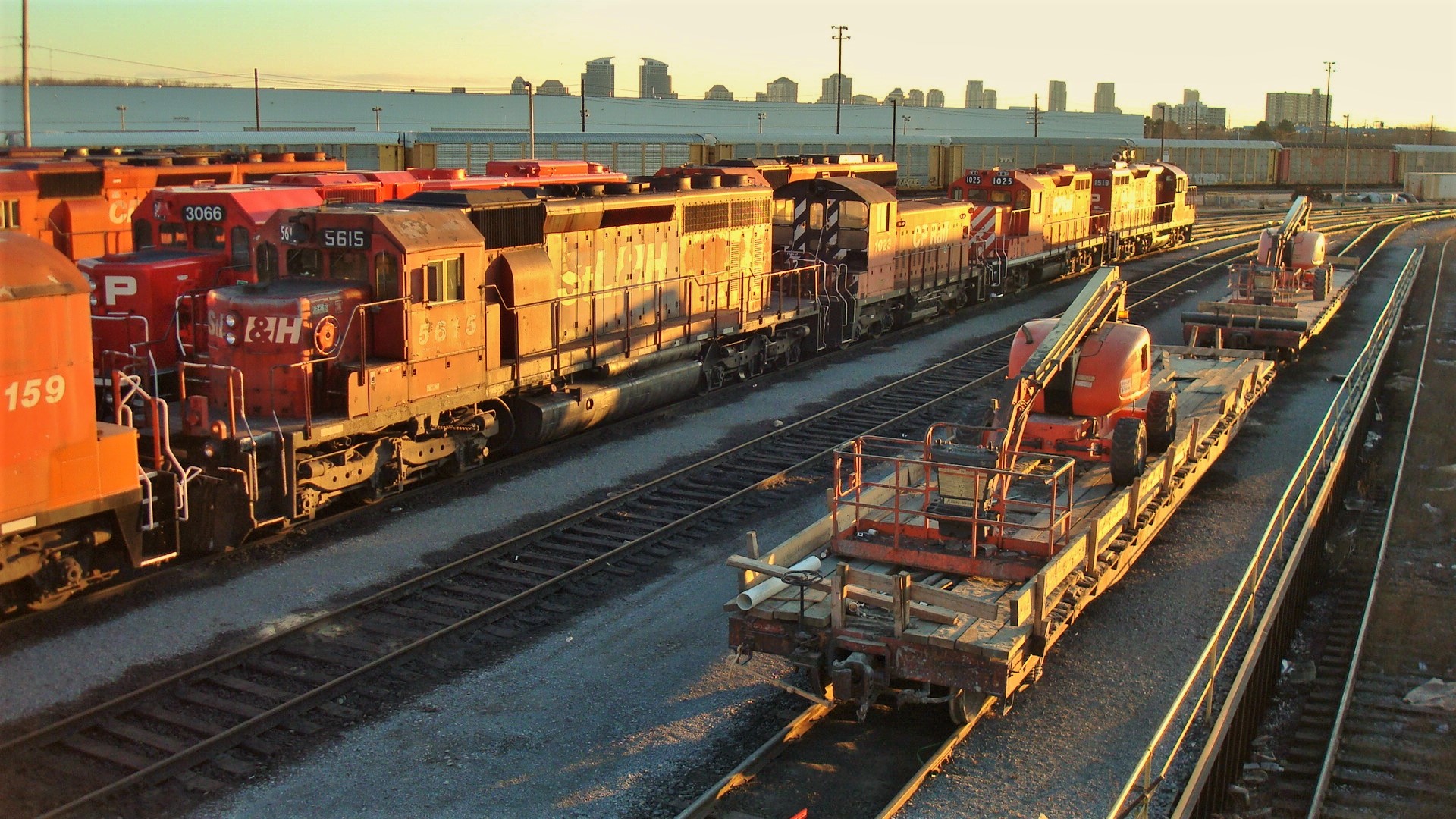 Railpictures.ca - Paul Santos Photo: A late December afternoon on the ...