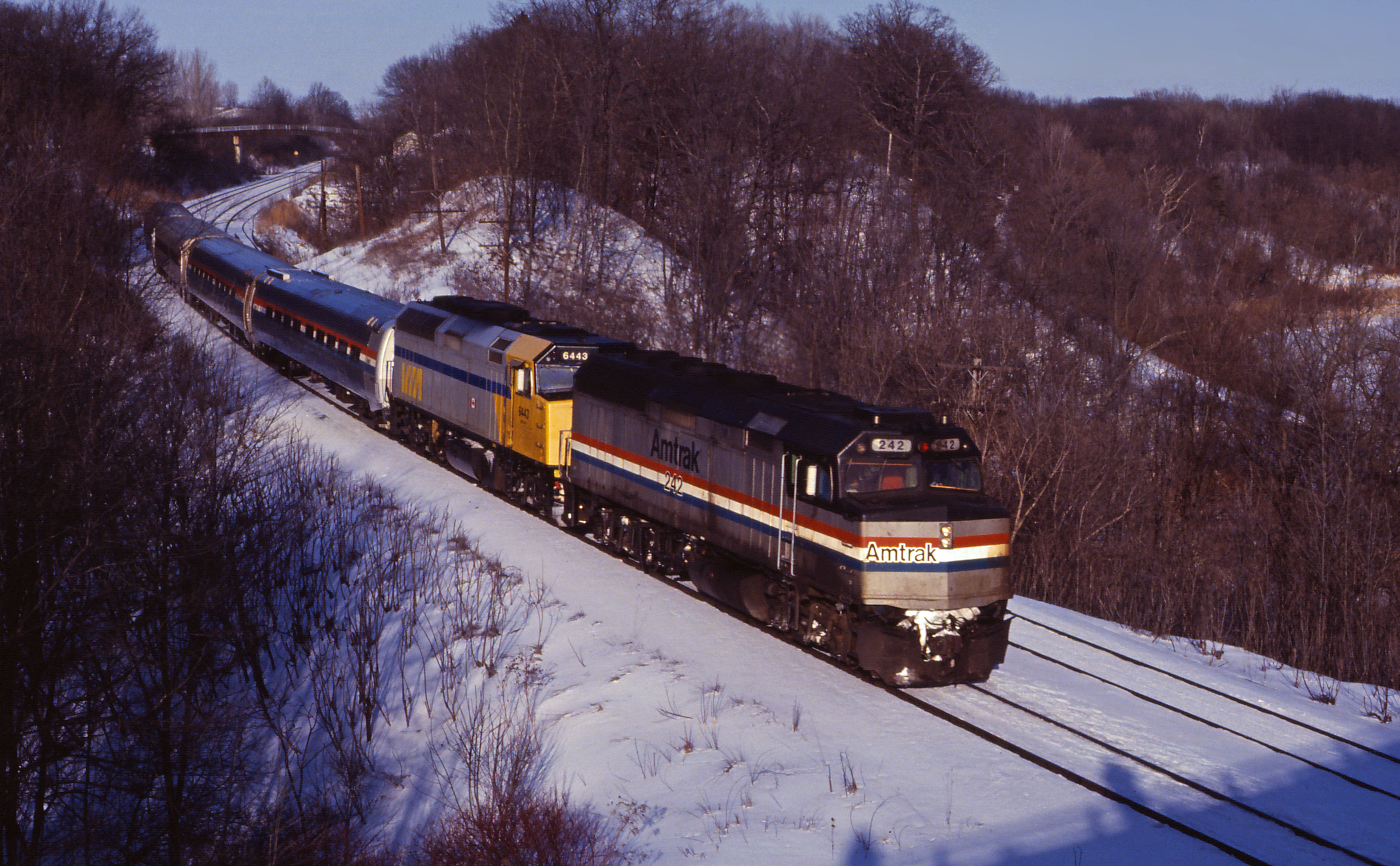 Railpictures.ca - Doug Page Photo: A late Amtrak “Maple Leaf”, VIA ...