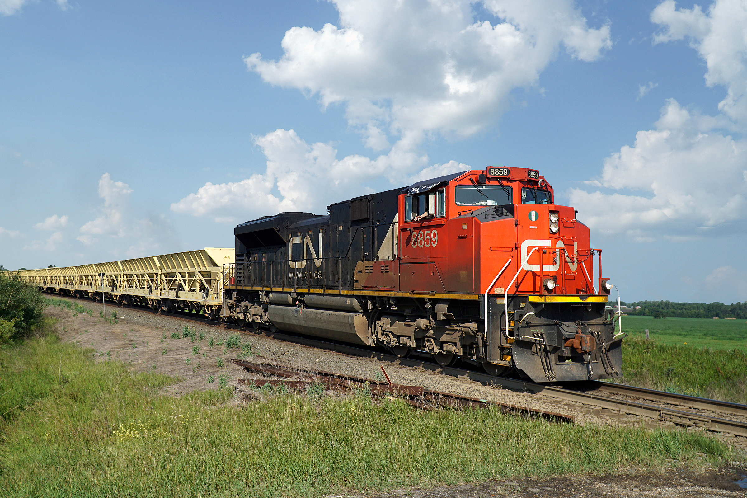 Railpictures.ca - colin arnot Photo: SD70M-2, CN 8859 heads towards ...