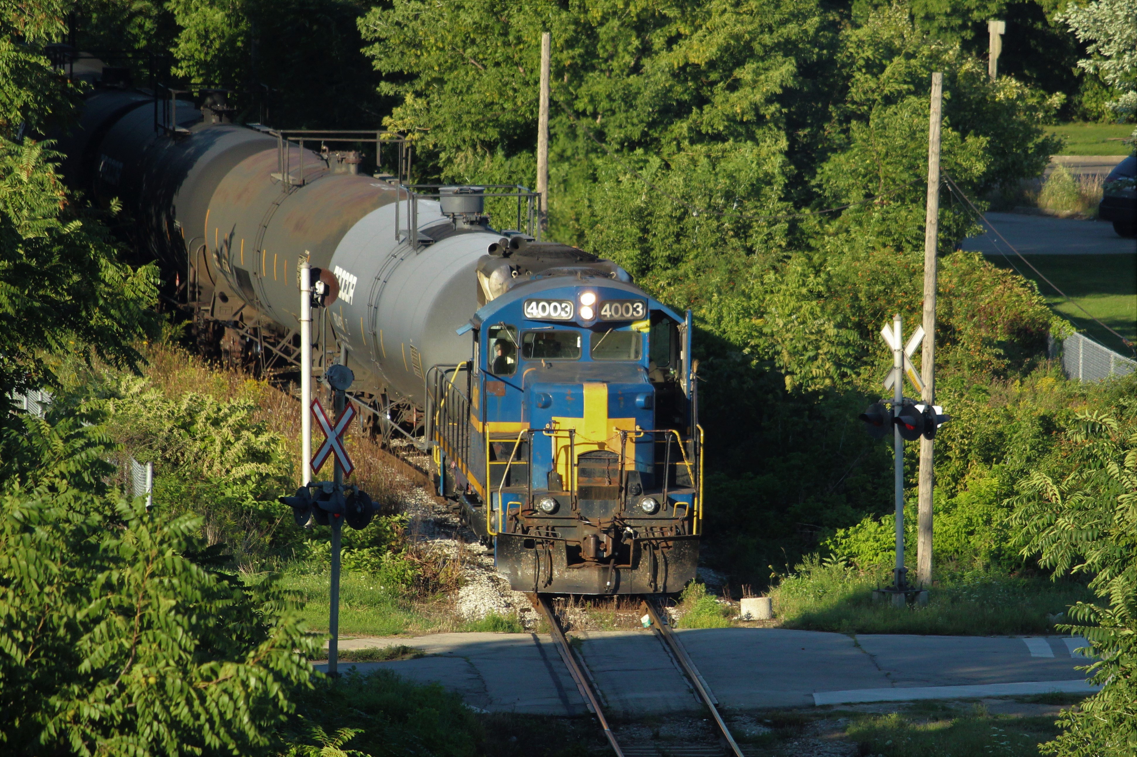 Railpictures.ca - James Knott Photo: Typically when you catch a train ...