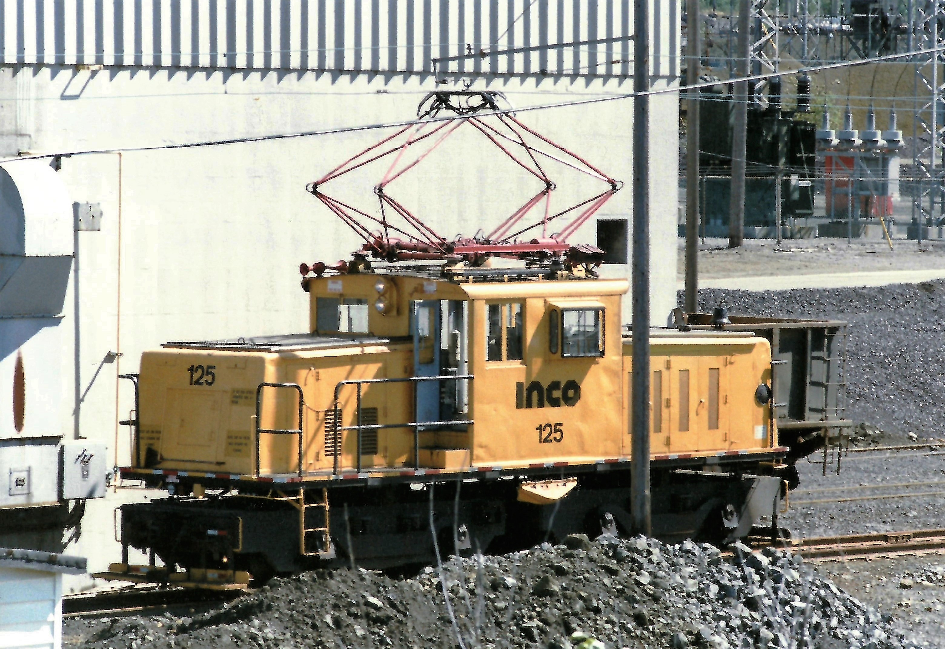 Railpictures.ca - Paul Santos Photo: Inco’s GE 85 Ton electric ...