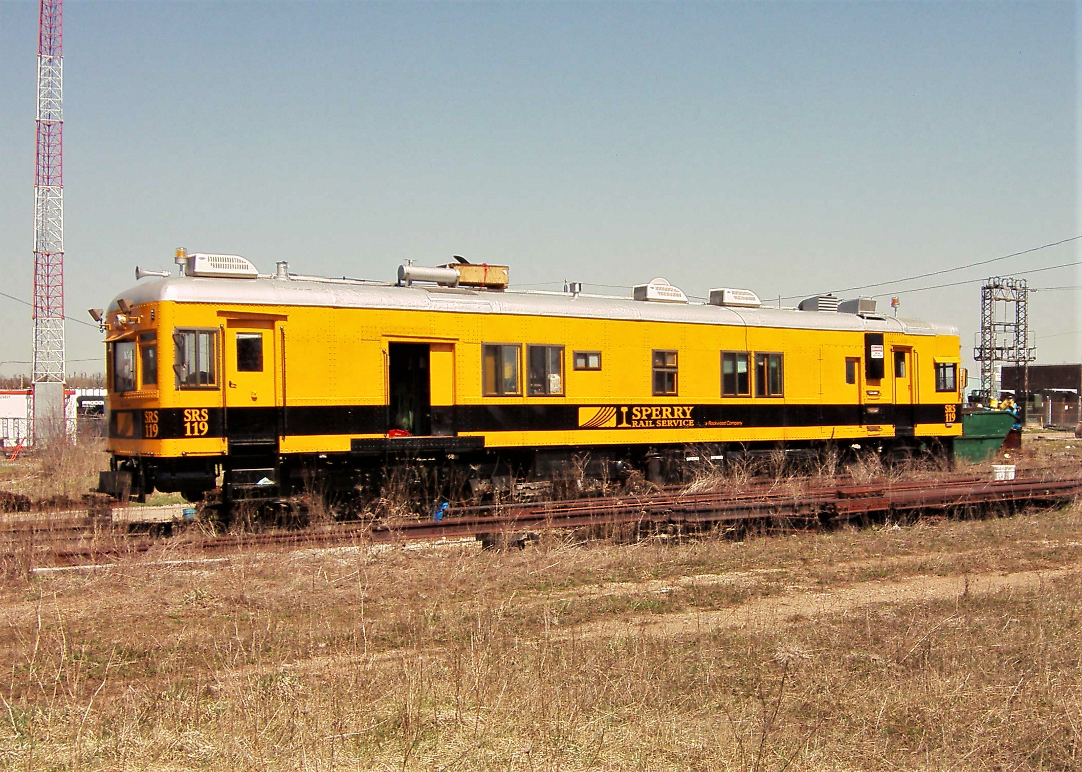 Railpictures.ca - Paul Santos Photo: Sperry Rail Services car at Guelph ...