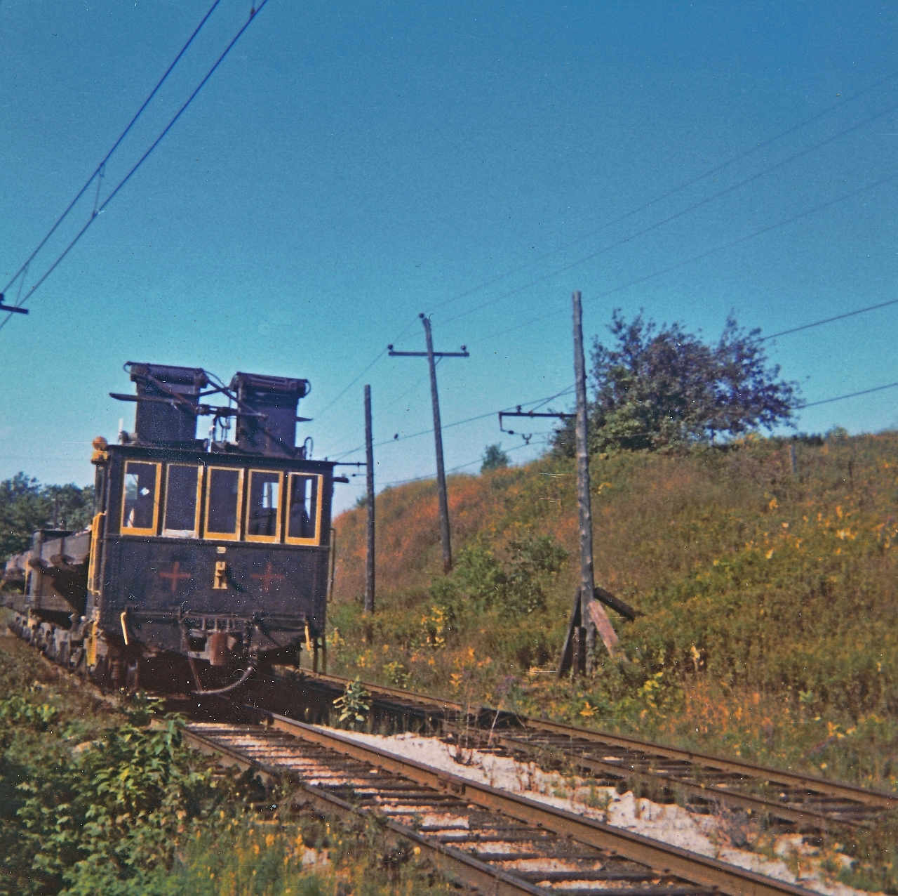 Railpictures.ca - Doug Lawson Photo: Well, a scan of an “Instamatic ...