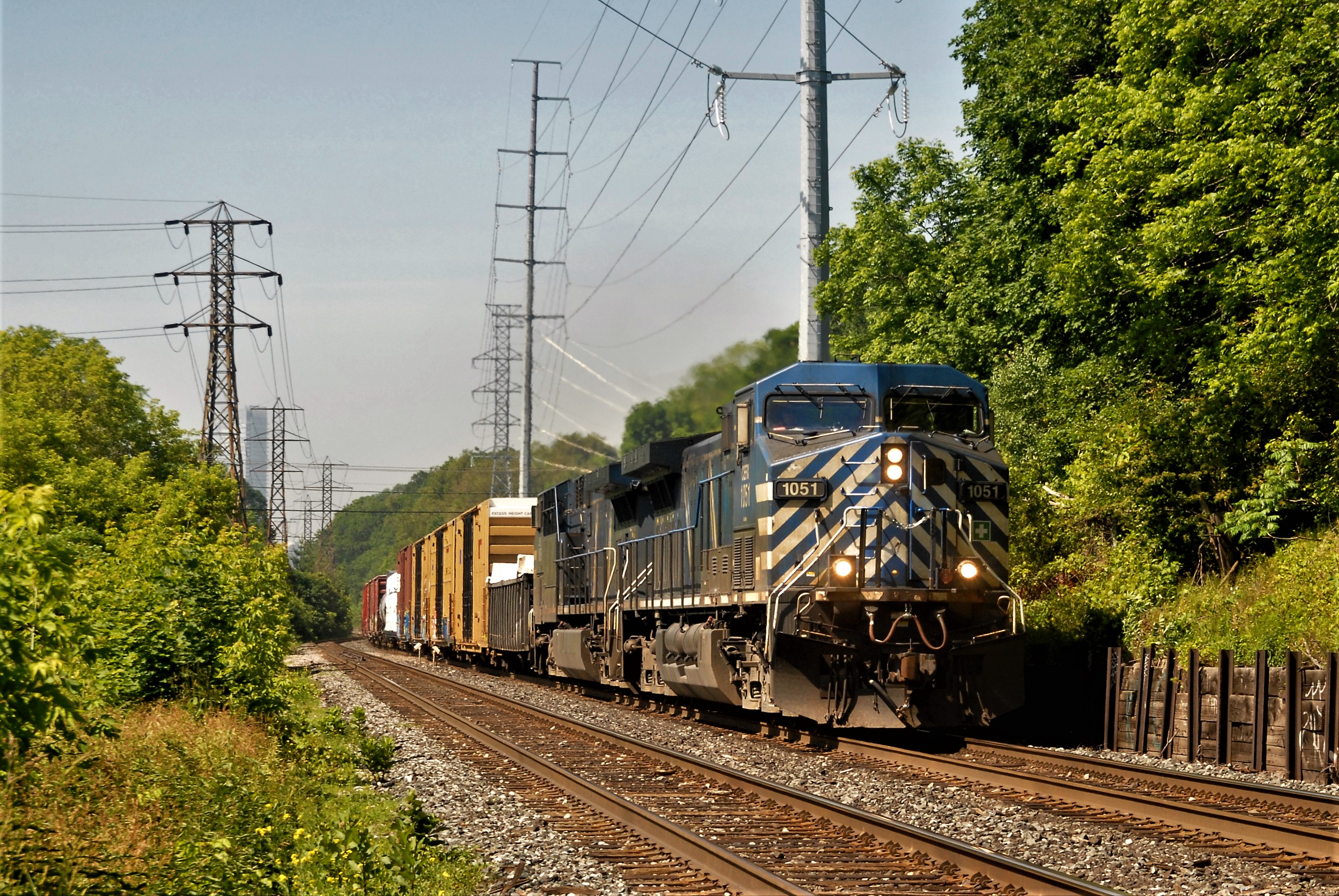 Railpictures.ca - Liam MacDougall Photo: Back in June 2017, 2 CEFX ...