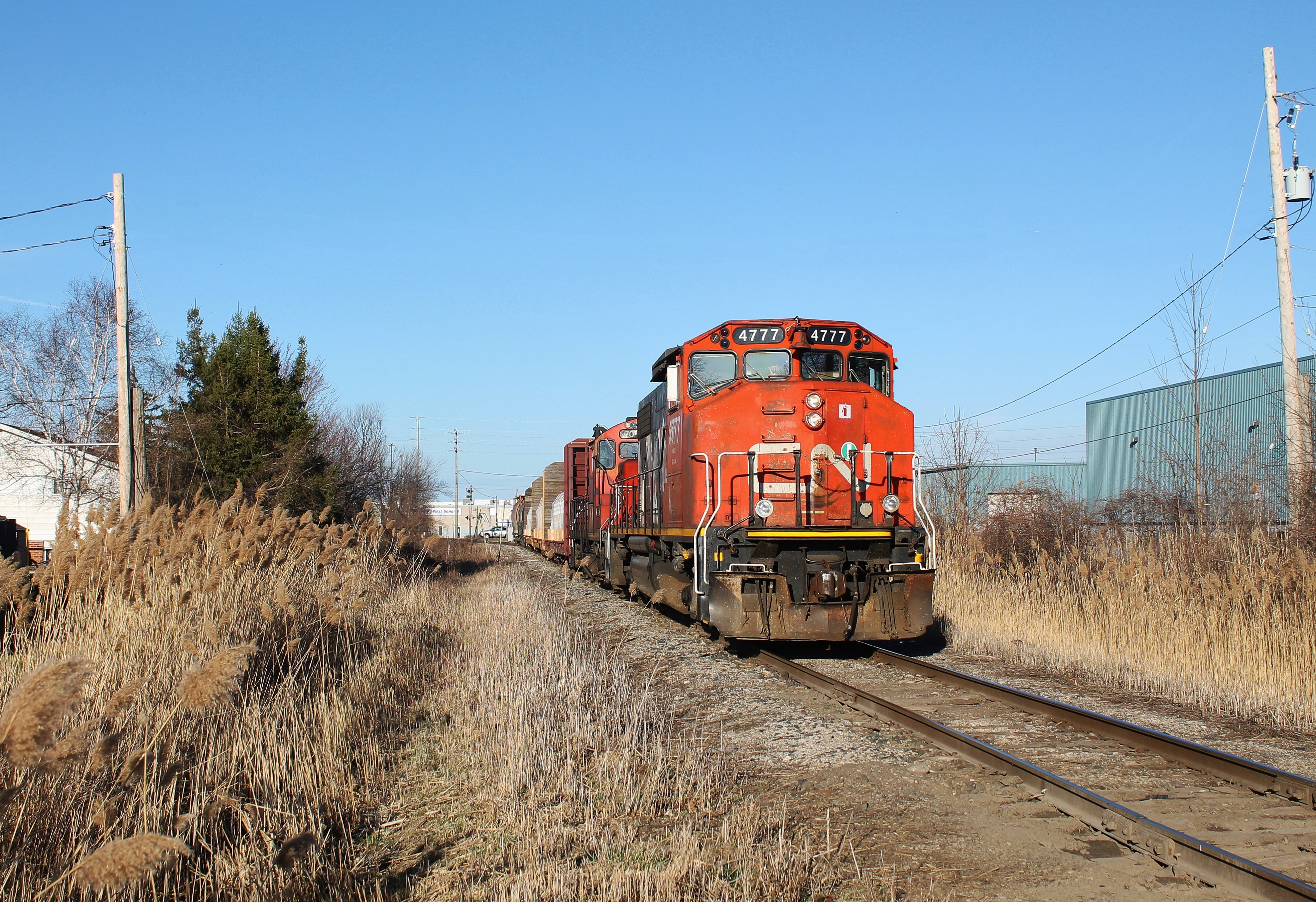 Railpictures.ca - Mike Molnar Photo: The daily CN local heads back west ...