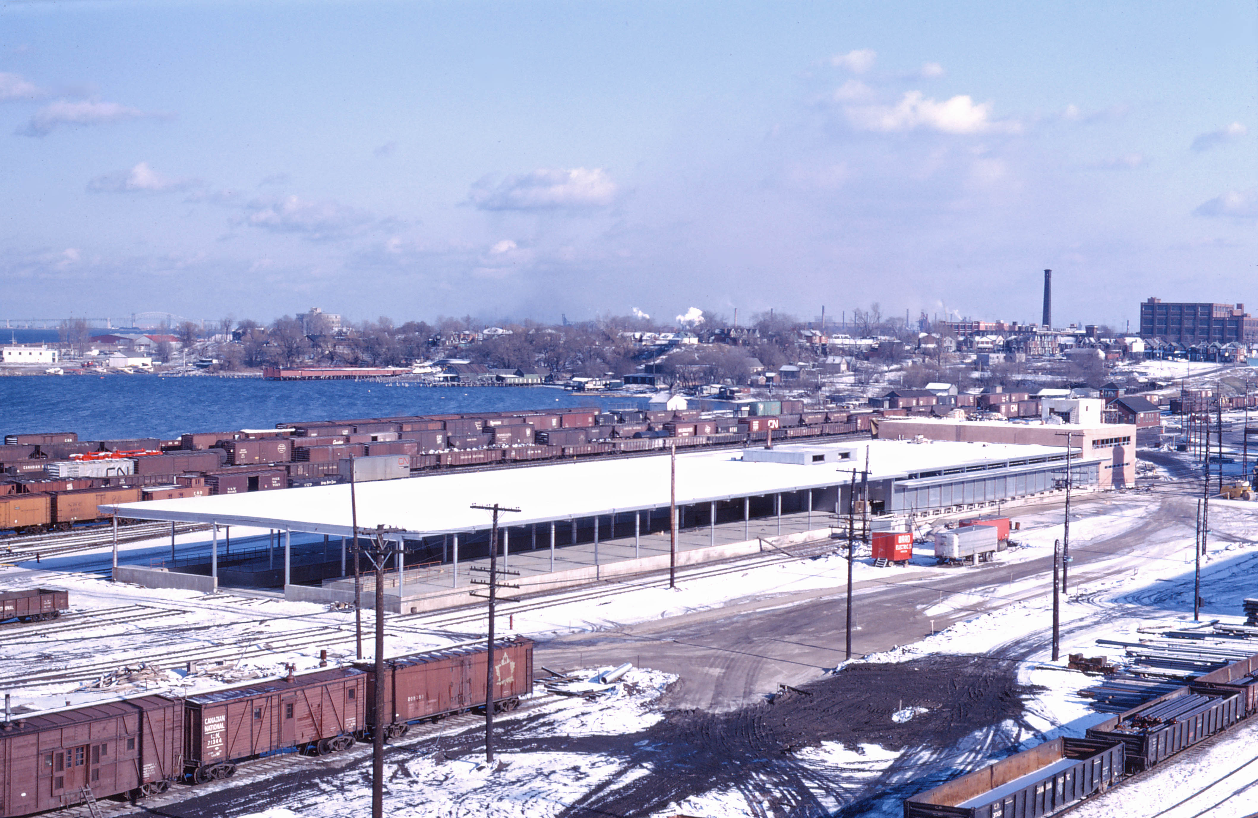 Railpictures.ca - Doug Page Photo: As the winter sets in, the new ...