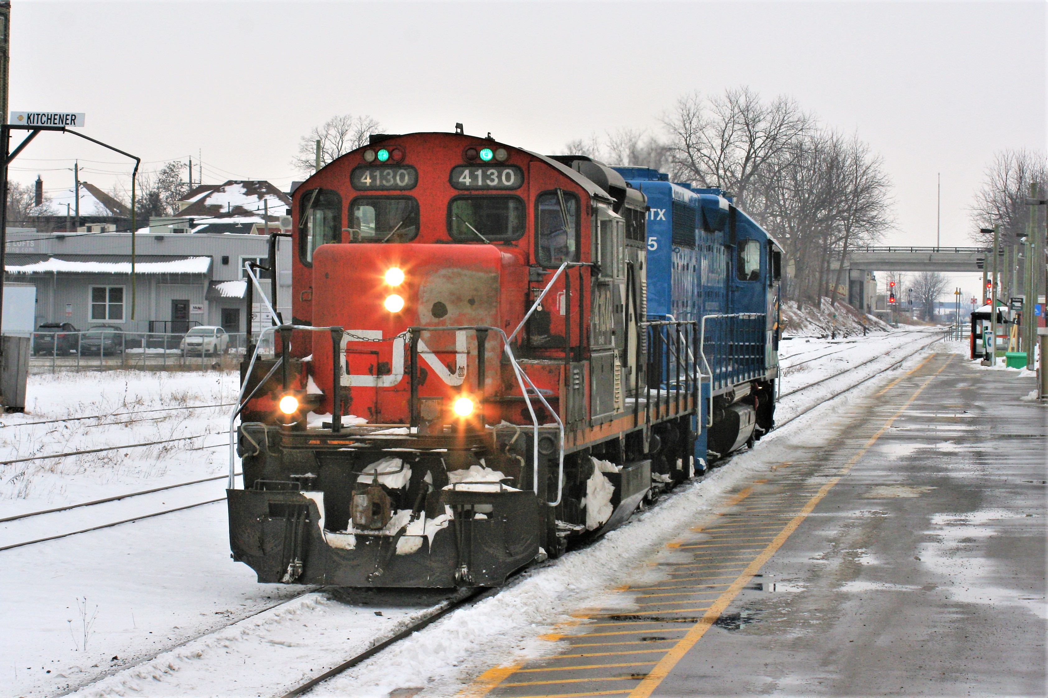 Railpictures.ca - Jason Noe Photo: CN train L540 with CN GP9RM 4130 and ...