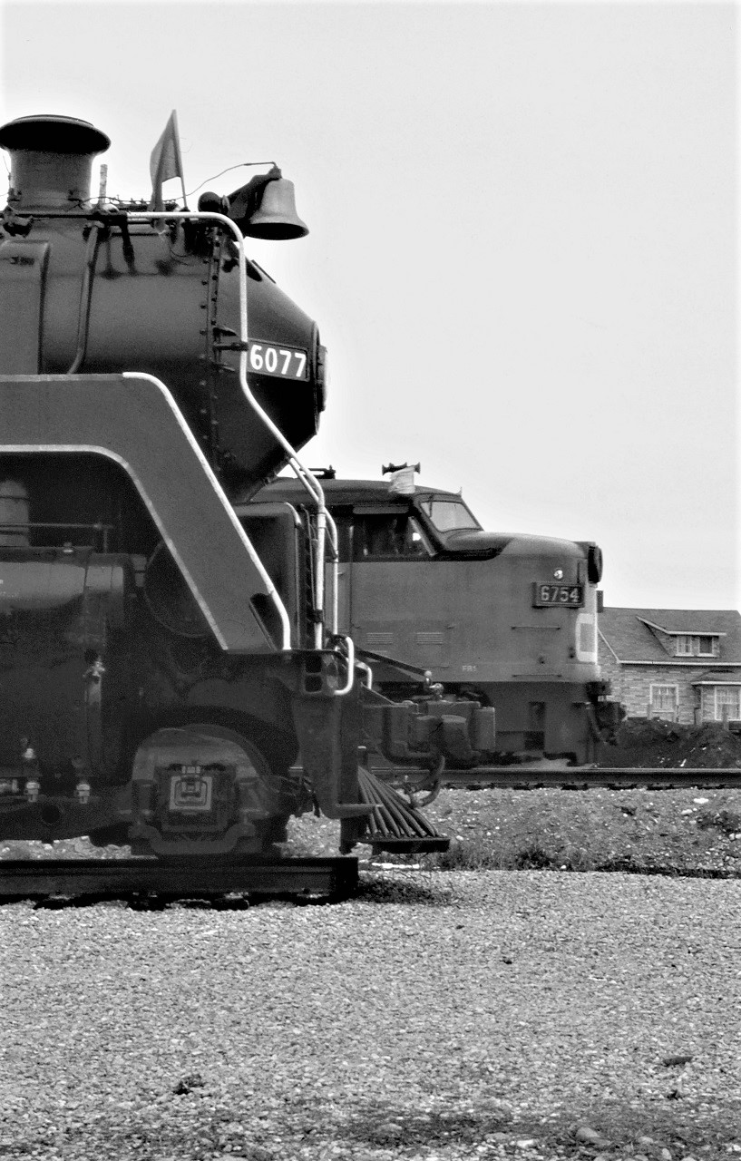 Railpictures.ca - First954 Photo: CN freight train 474 heads out of ...