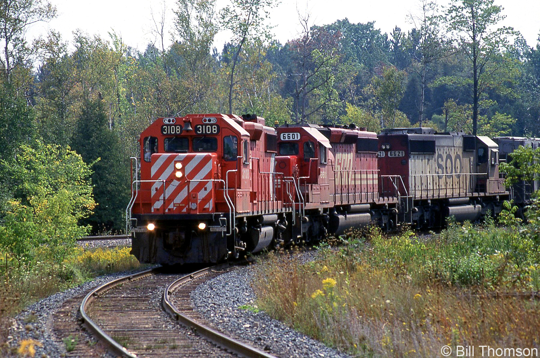 Railpictures.ca - Bill Thomson Photo: CP GP38-2 3108, SOO Line SD40-2 ...