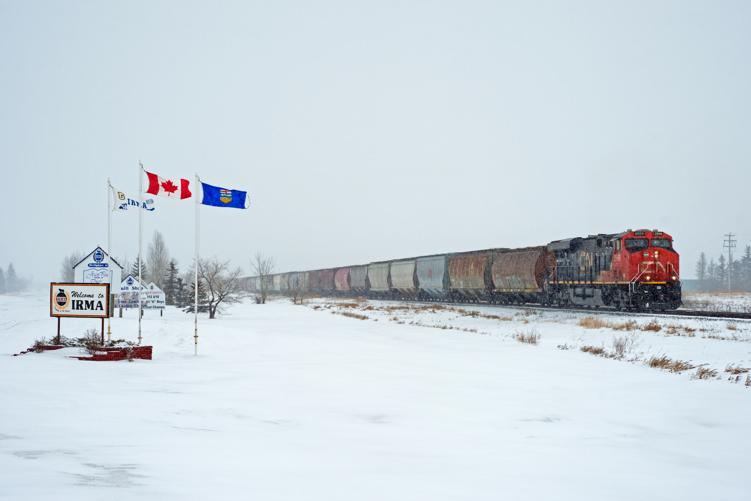 Railpictures.ca - Matt Watson Photo: Welcome to the village of Irma ...