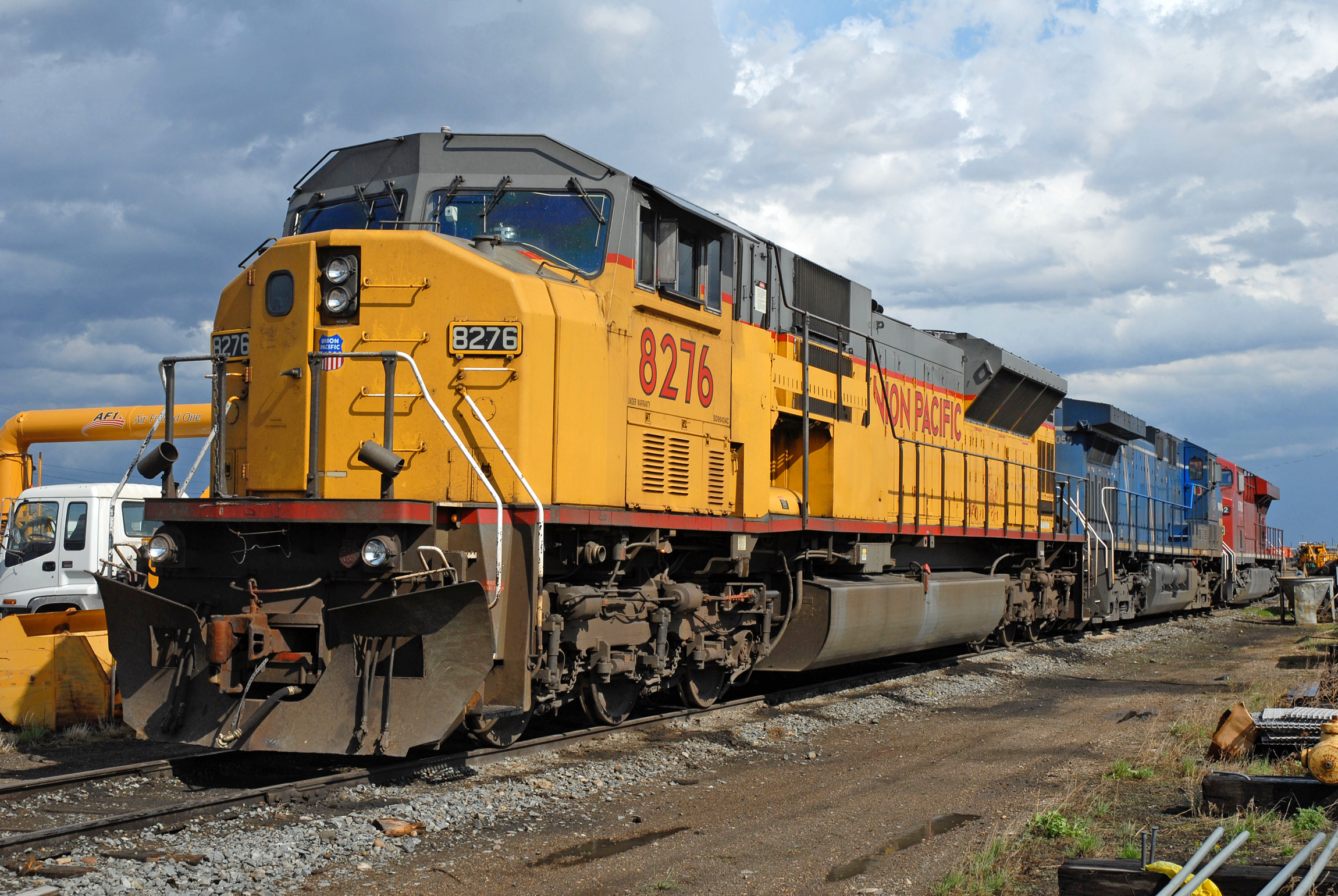 Railpictures.ca - Matt Watson Photo: UP 8276 awaits it’s next ...