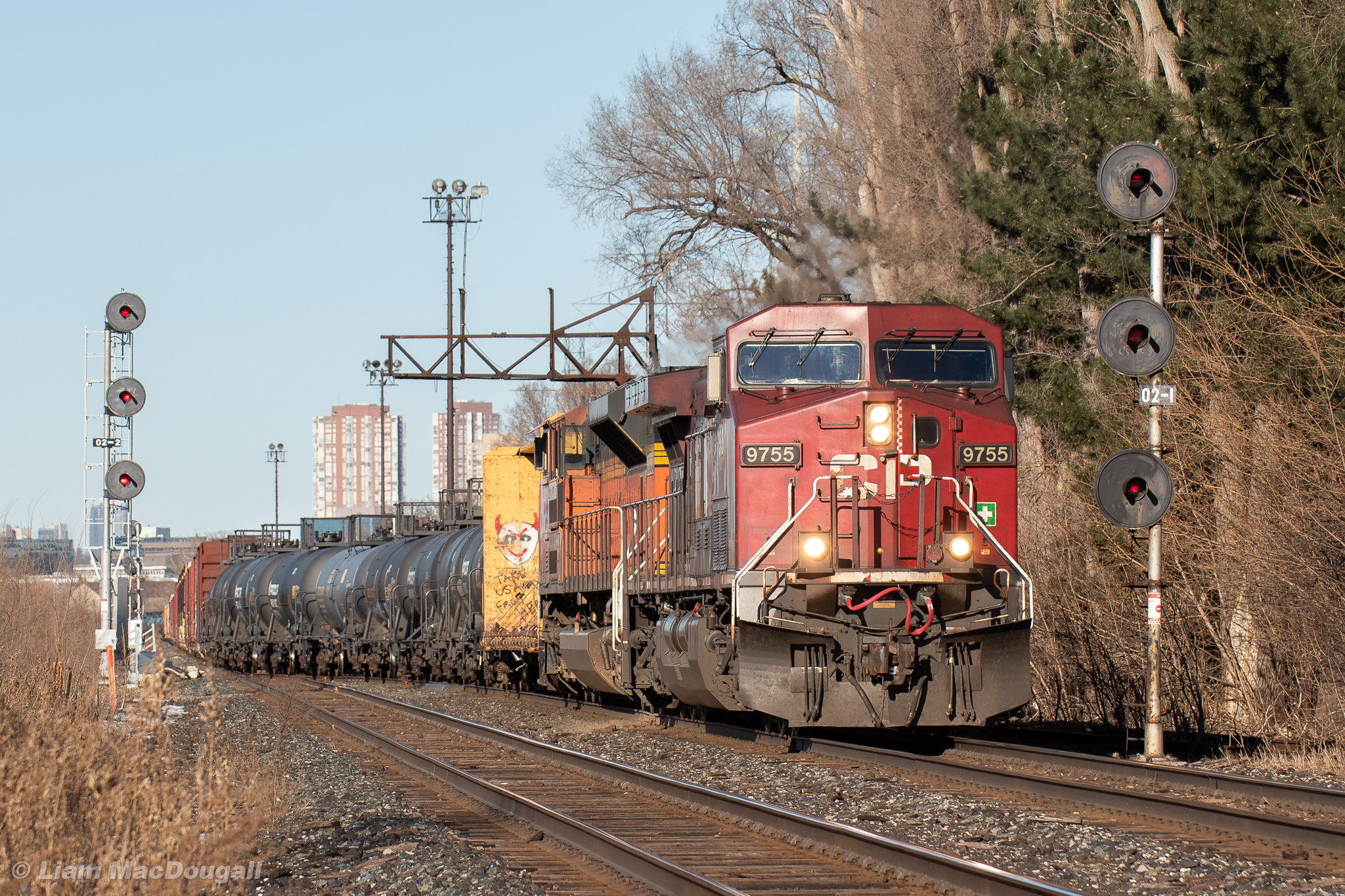 Railpictures.ca - Liam MacDougall Photo: Sunny Side at Leaside CP 9755 ...