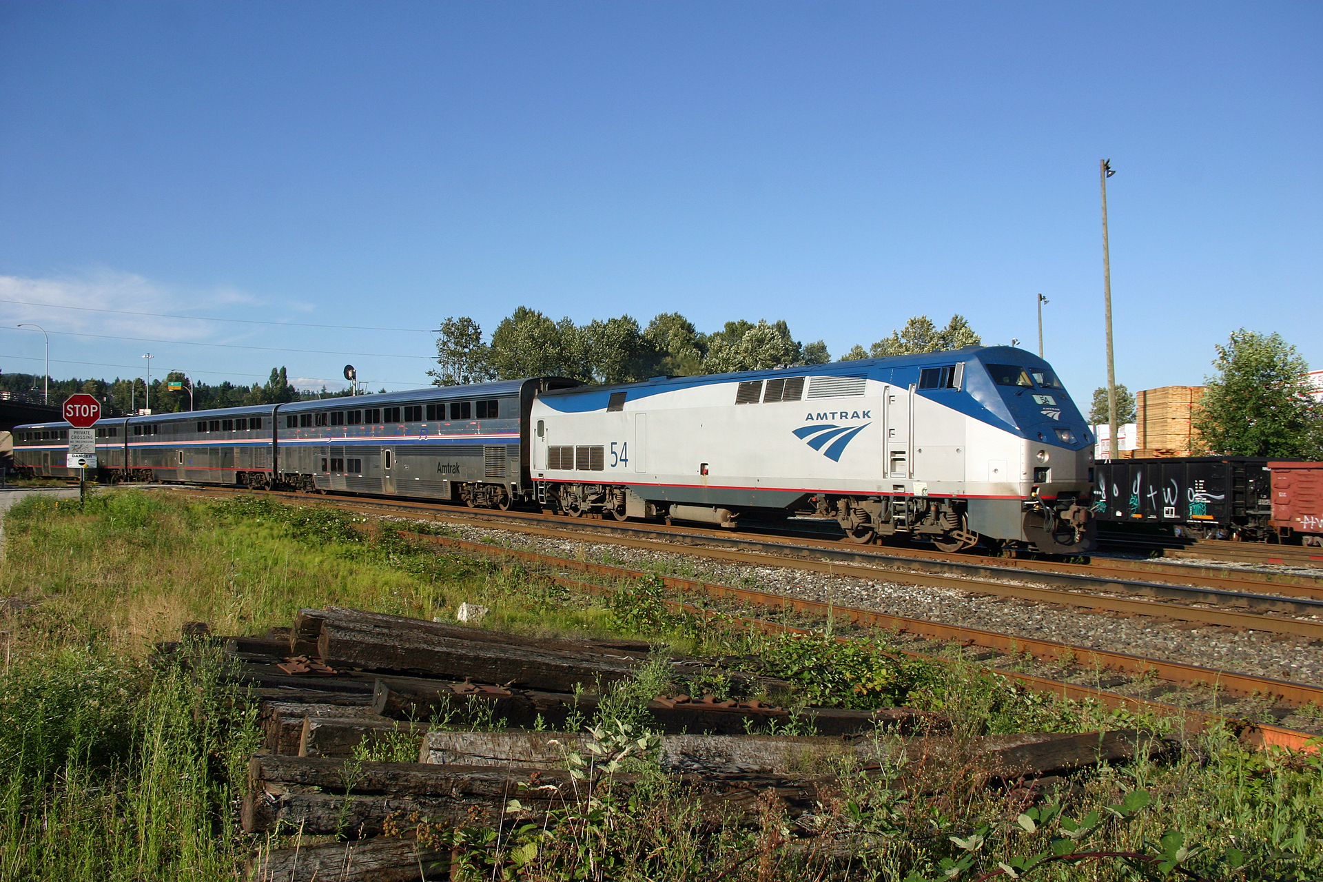 Railpictures.ca - Rob Eull Photo: Amtrak Cascades train 517 departs ...
