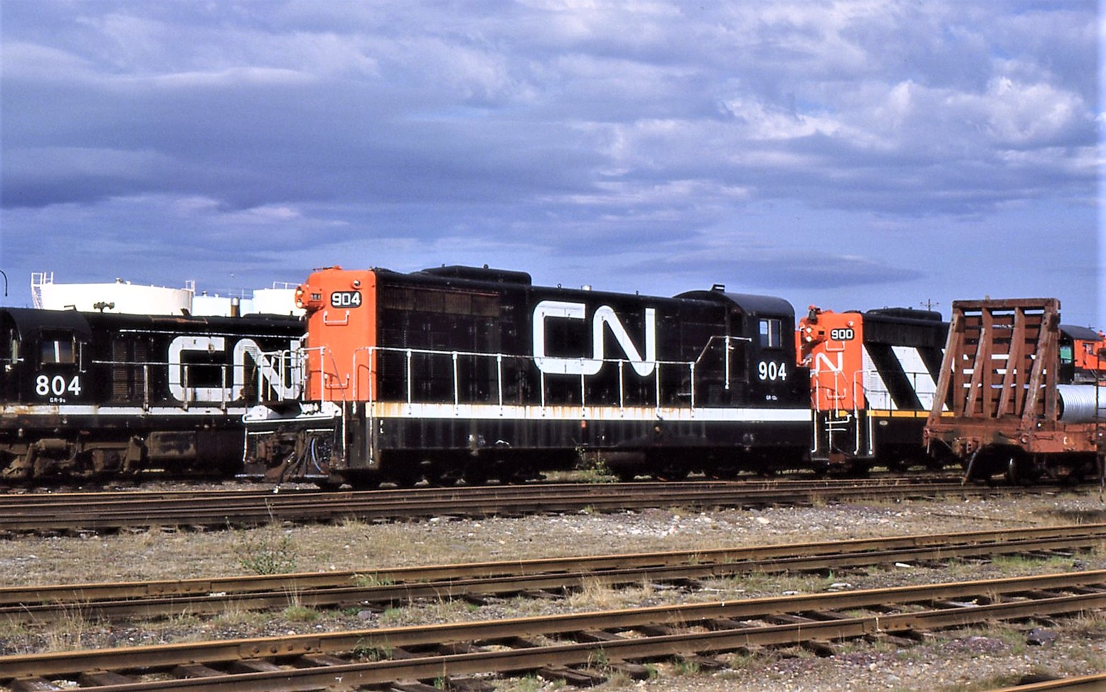 Railpictures.ca - Kenneth G. Pieroway Photo: NEVERMORE FOR 904. Terra ...