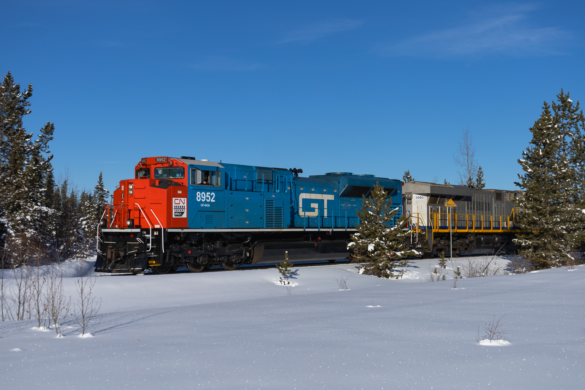 Railpictures.ca - Rob Eull Photo: It is currently +31 in Edmonton, but ...