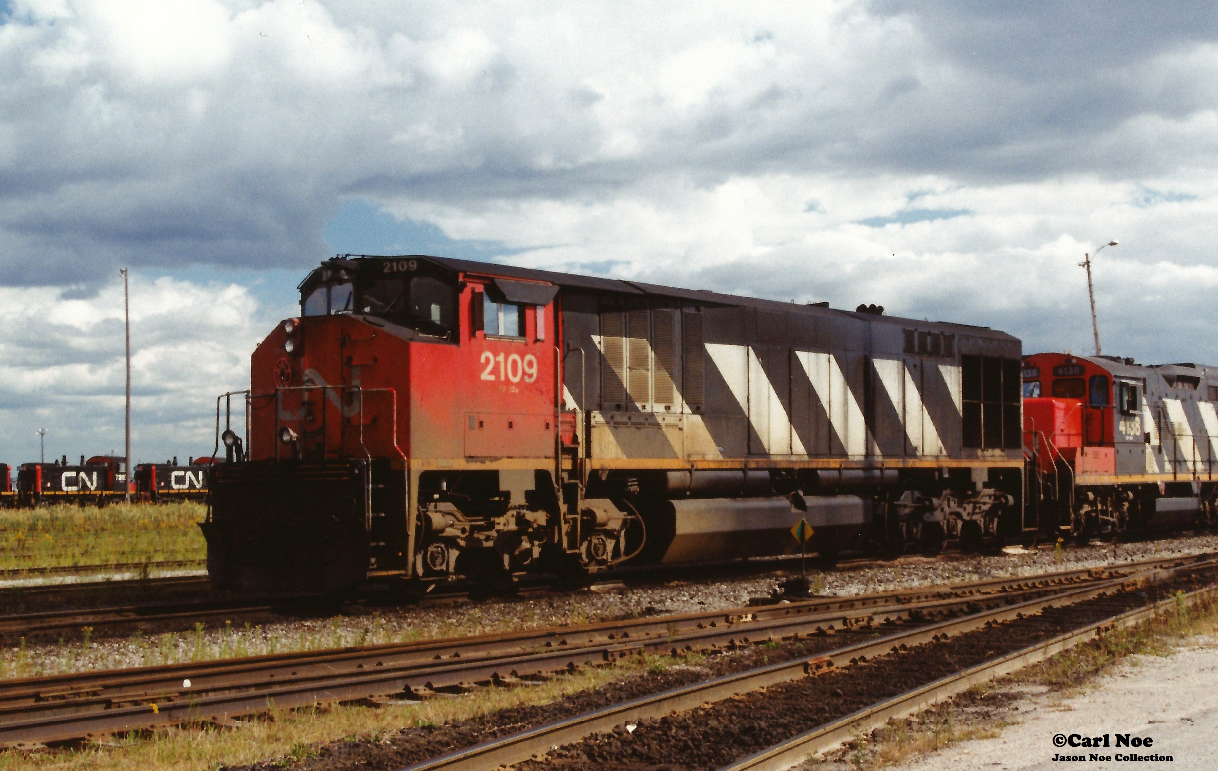 Railpictures.ca - Carl Noe (Collection of Jason Noe) Photo: HR616 2109 ...
