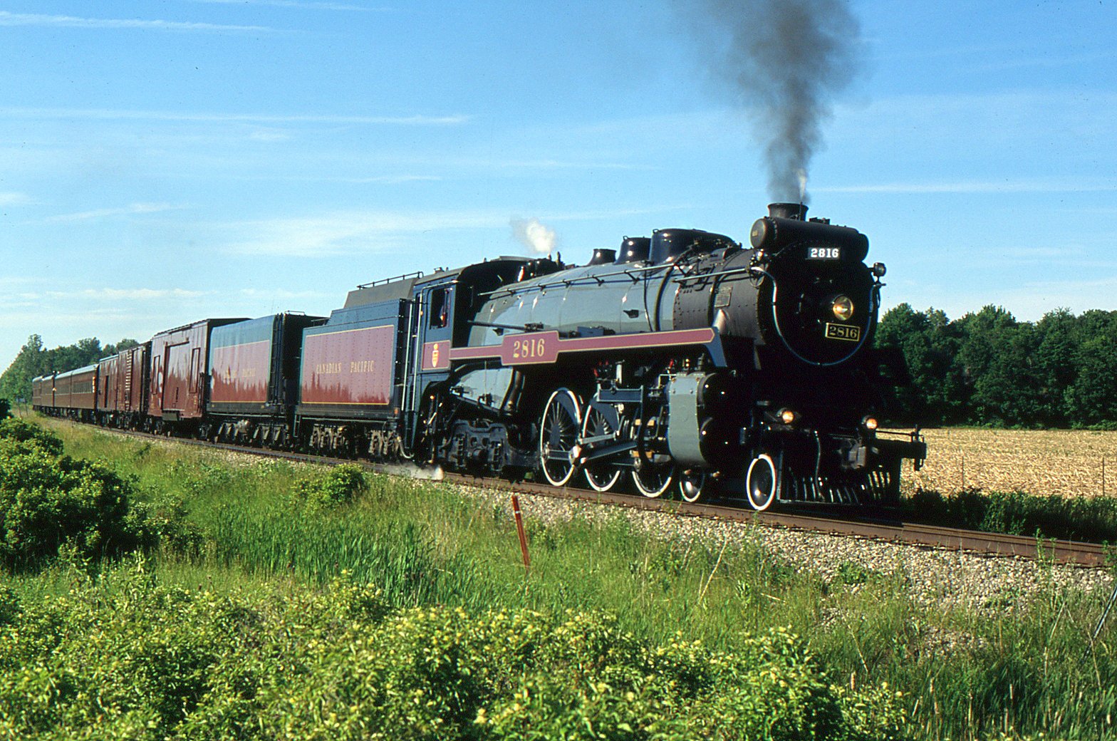 Railpictures.ca - Dean Brown Photo: CPR 2816 (Southbound) at Mile 23 on ...