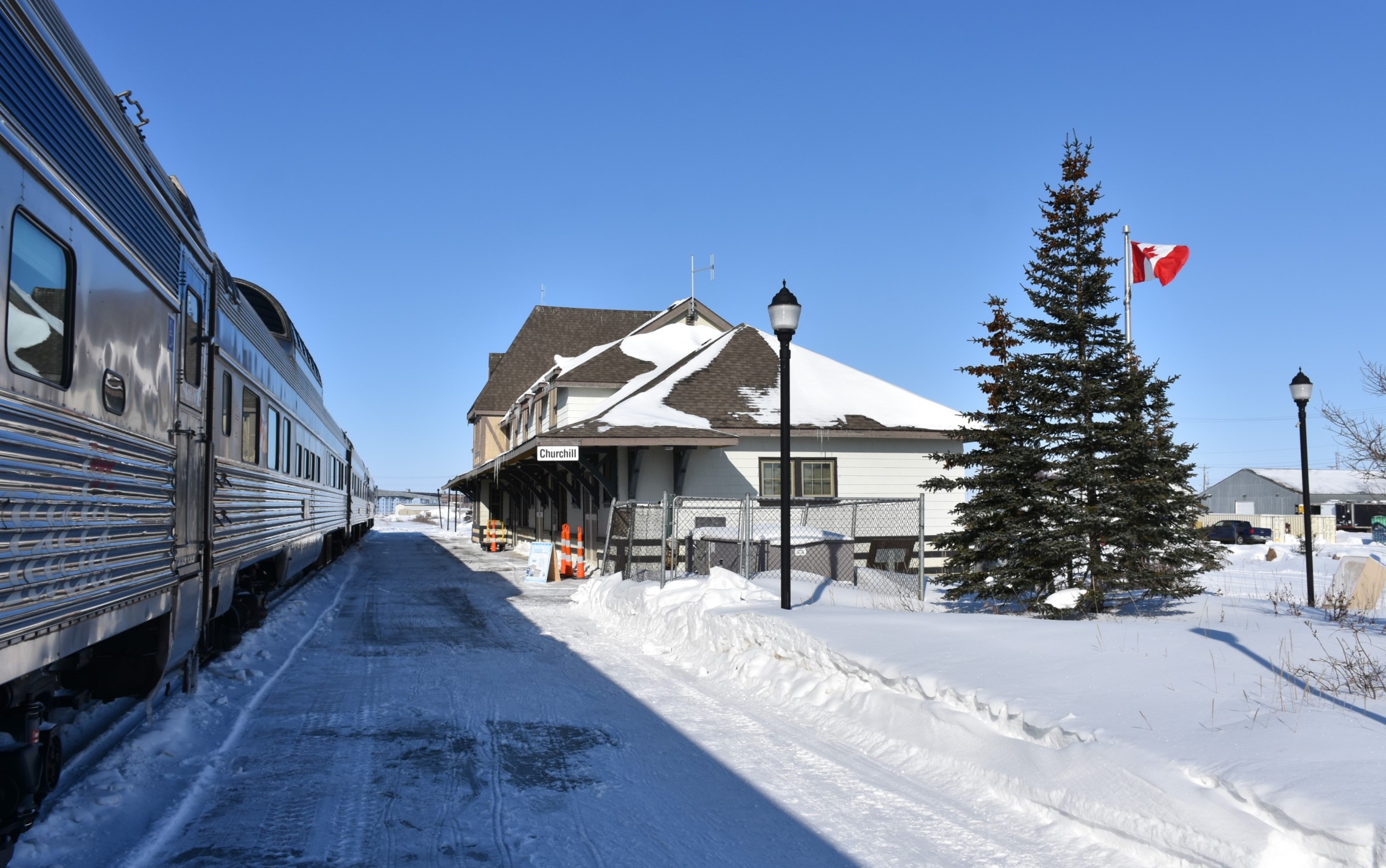 Railpictures.ca - Paul O'Shell Photo: It’s 12 noon on March 14, 2023 in ...