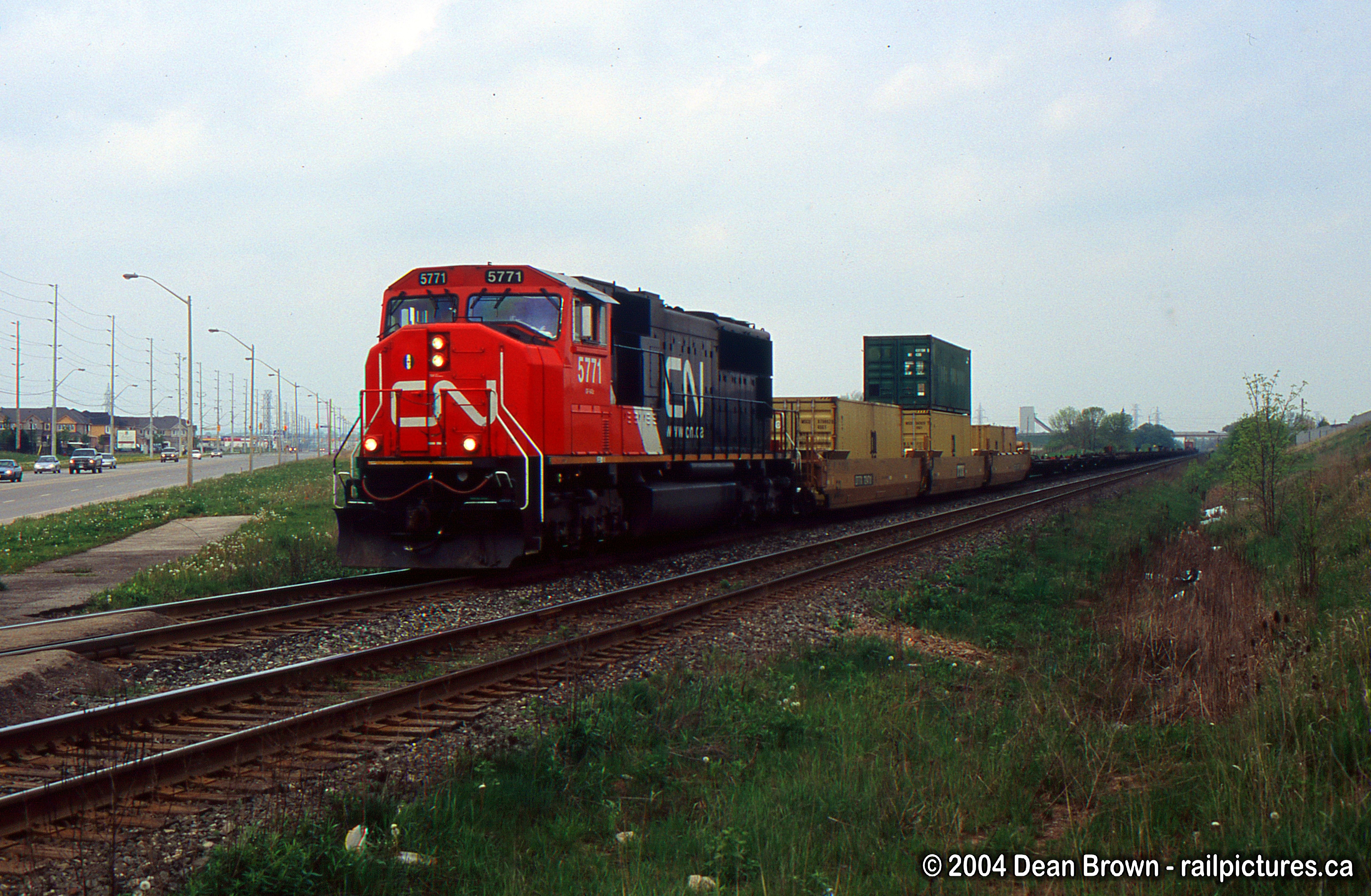 Railpictures.ca - Dean Brown Photo: Q154 with CN 5771 approaching ...