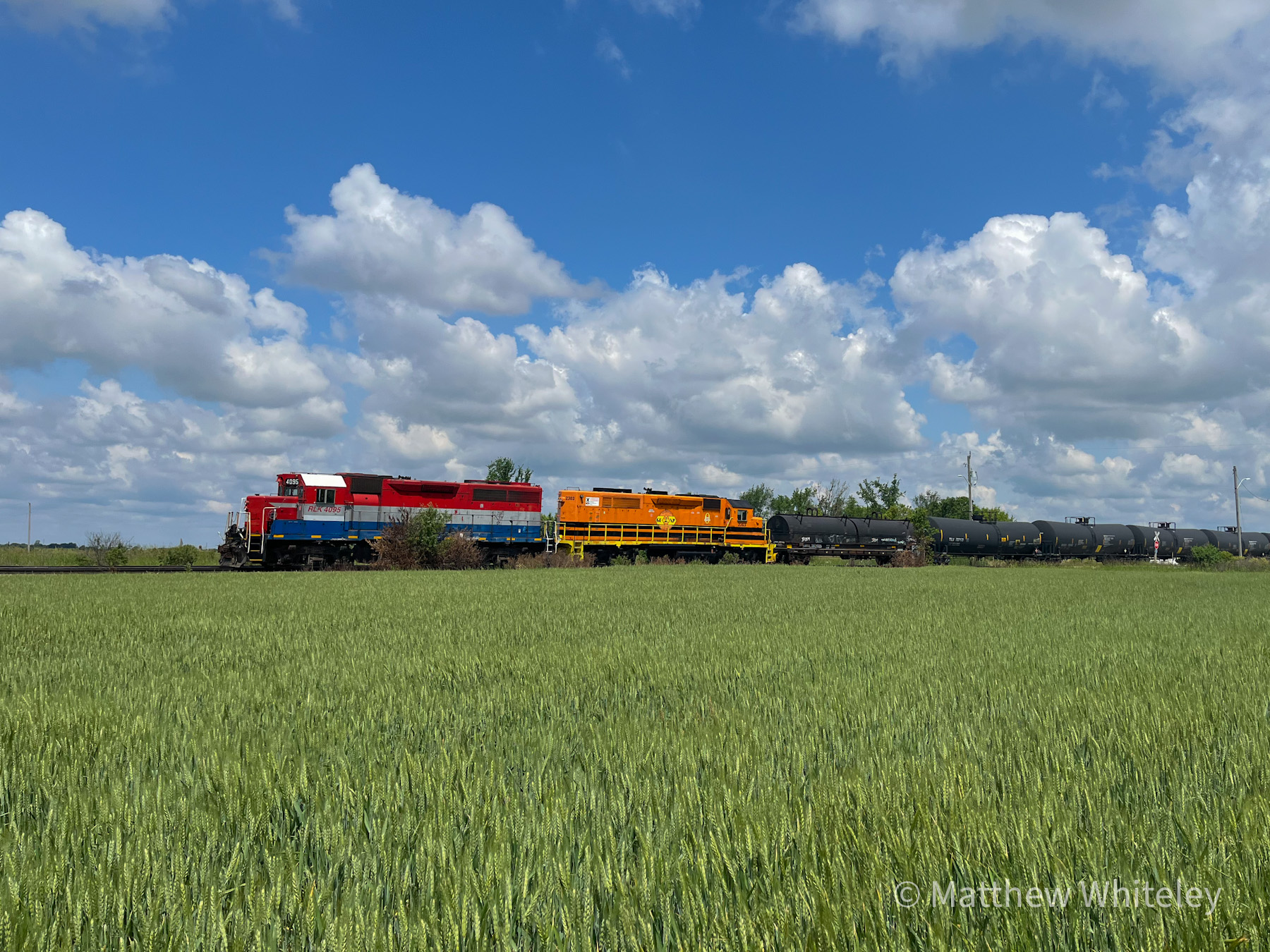 Railpictures.ca - Matthew Whiteley Photo: With Canadian National’s ...