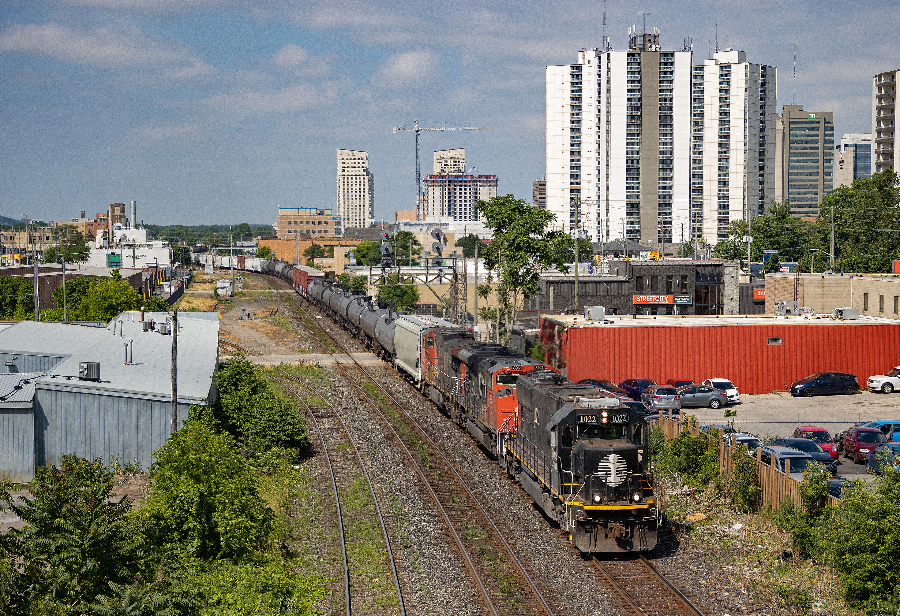 Railpictures.ca - Mason Raithby Venesoen Photo: July 7, 2022 – Illinois ...