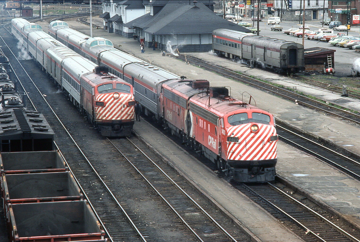 Railpictures.ca - Peter Lokun Photo: In only a couple of years the ...