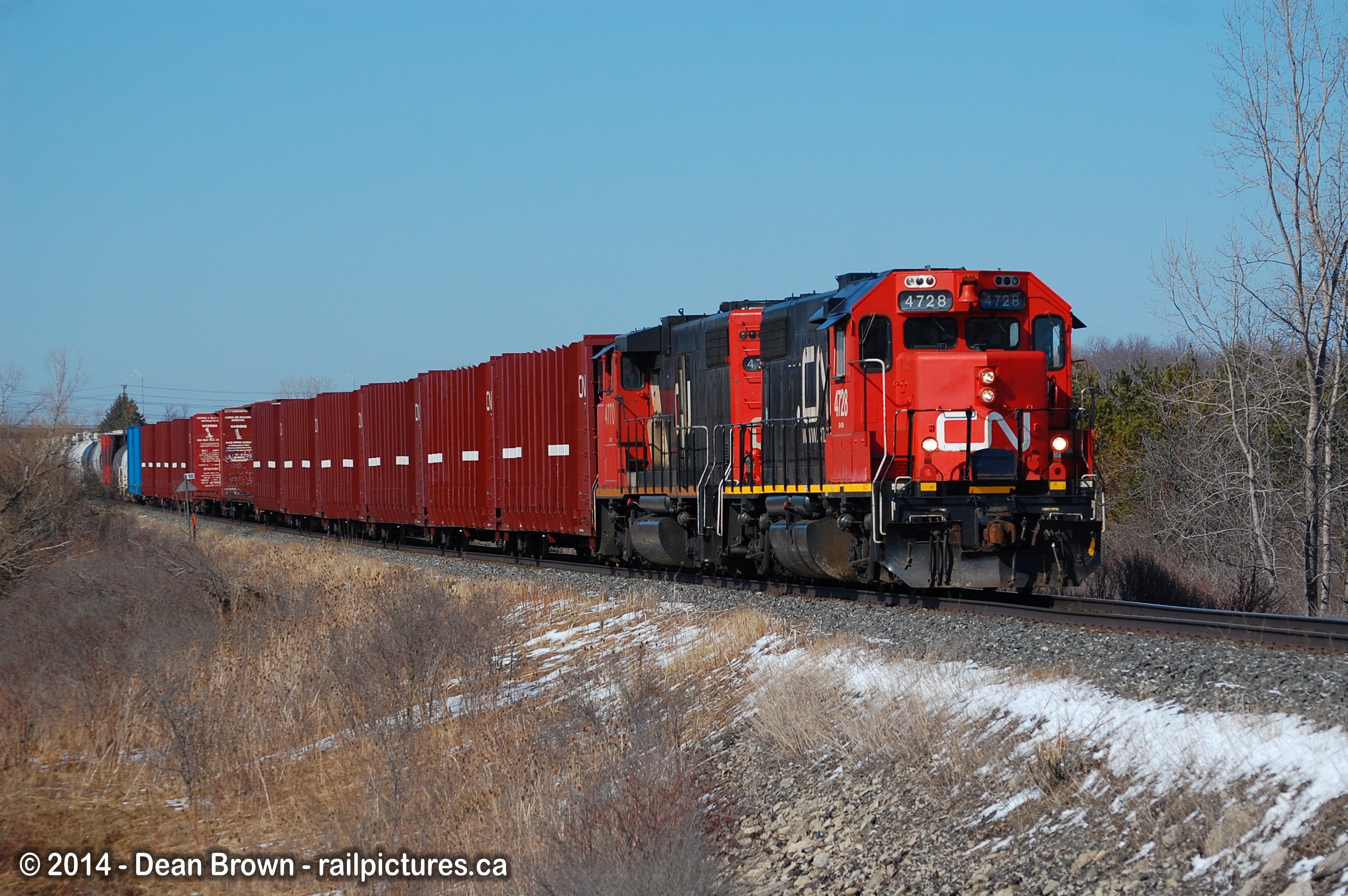 Railpictures.ca - Dean Brown Photo: On a sunny afternoon on March 30/ ...