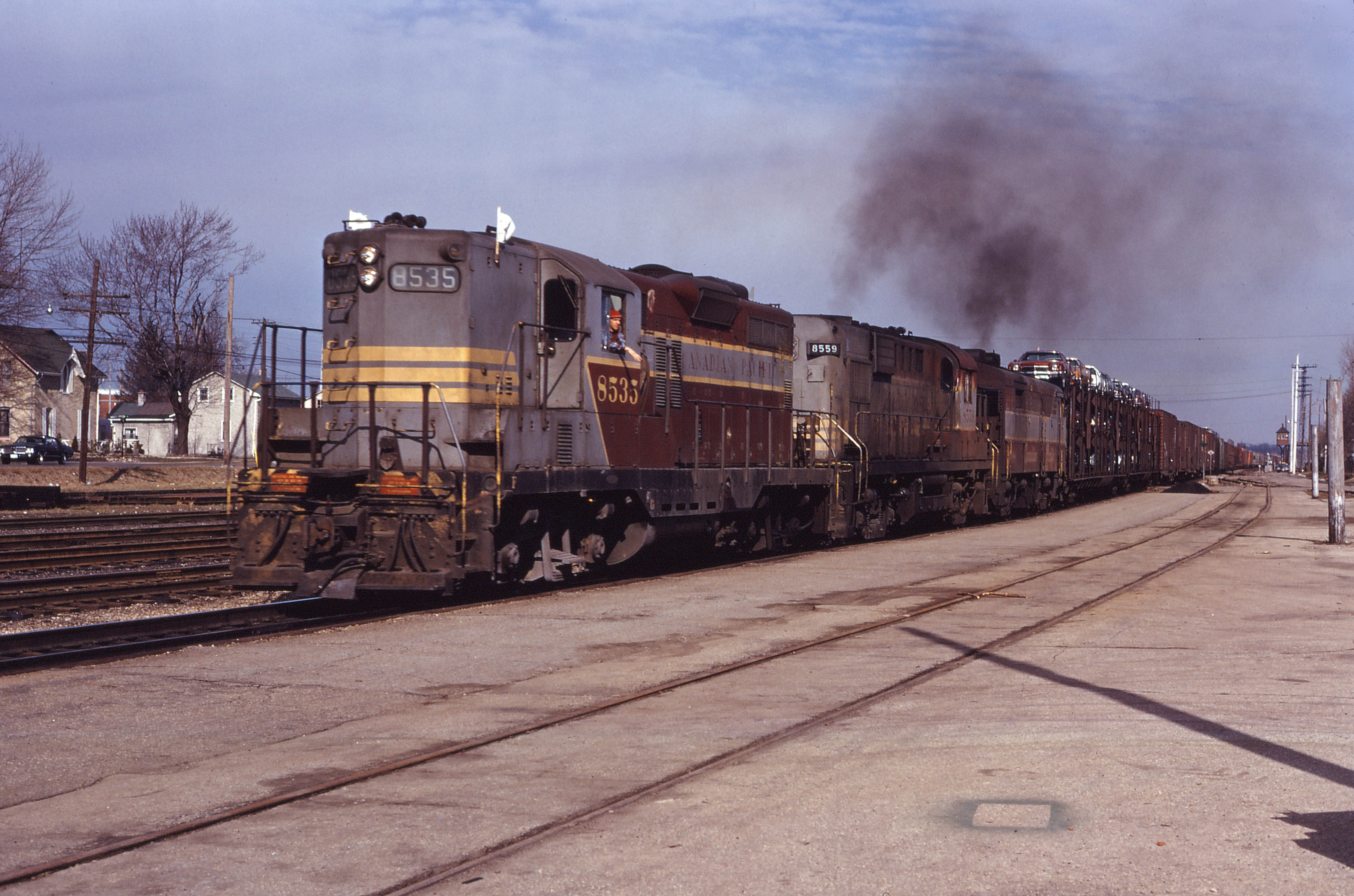 Railpictures.ca - Doug Page Photo: With lots of smoke, a CP westbound ...