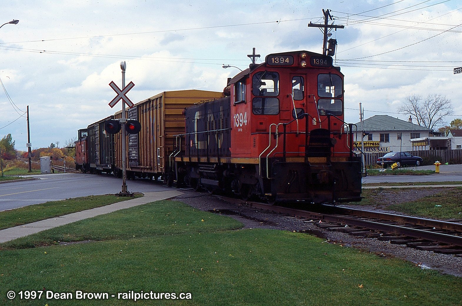 Railpictures.ca - Dean Brown Photo: CN 549 making a backup move on the ...
