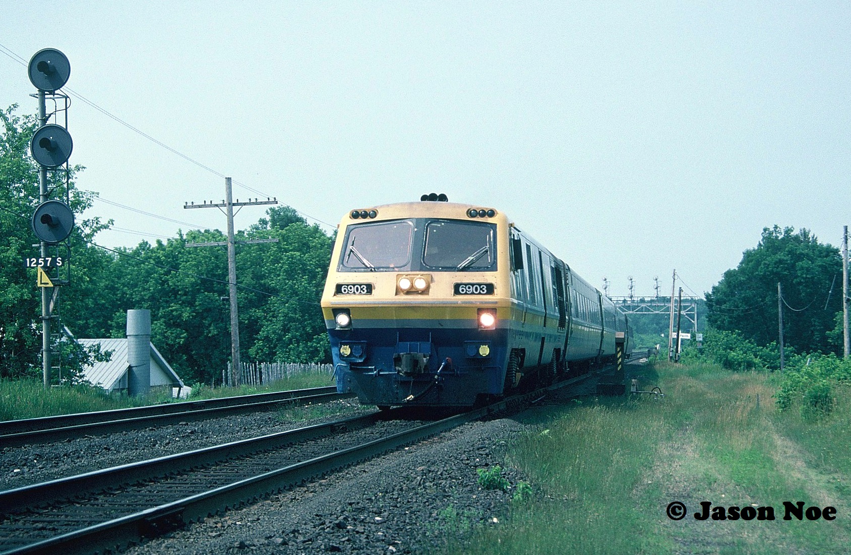 Railpictures.ca - Jason Noe Photo: An eastbound VIA Rail train is ...