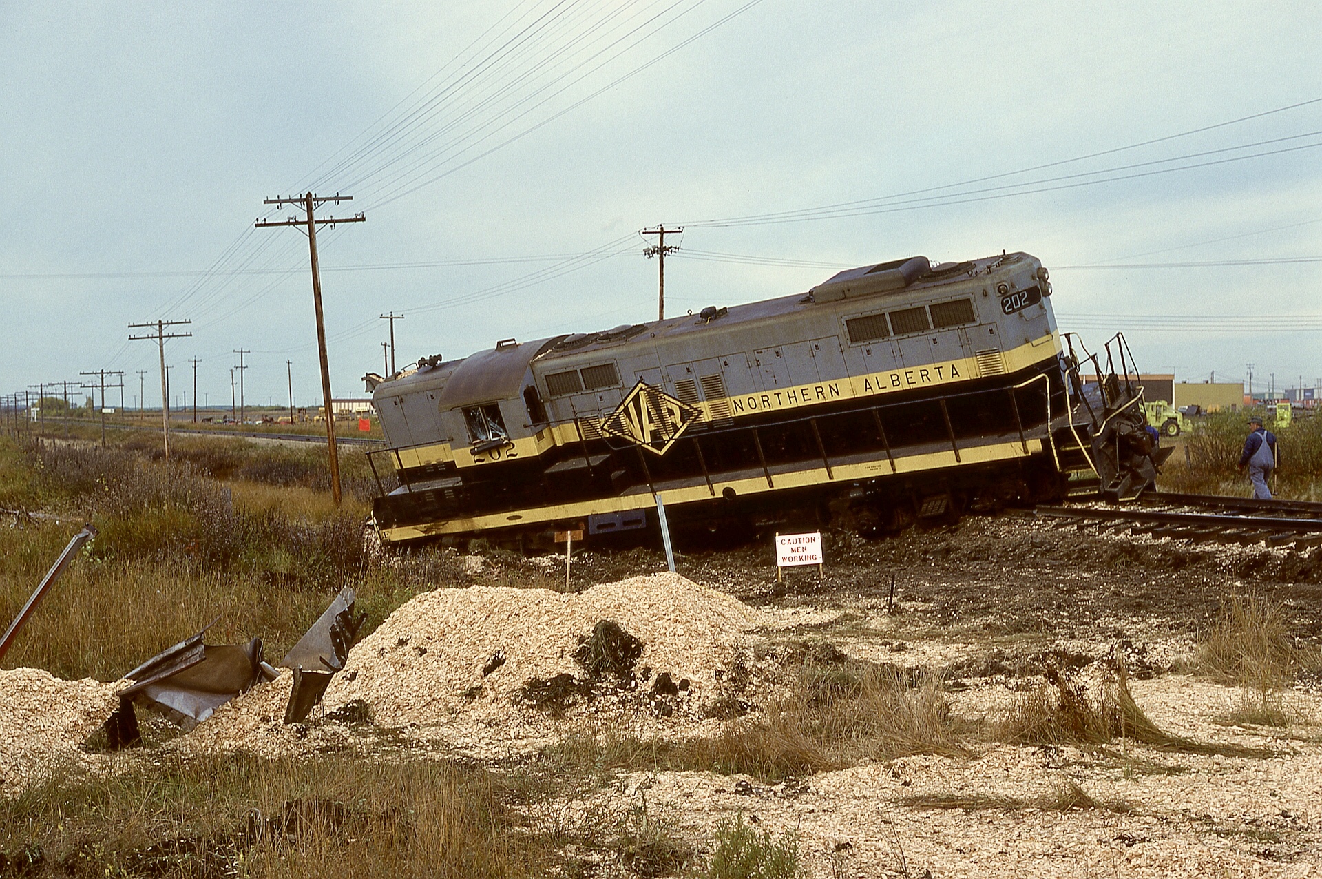 Railpictures.ca - Ken Perry Photo: On the west side of Grande Prairie ...