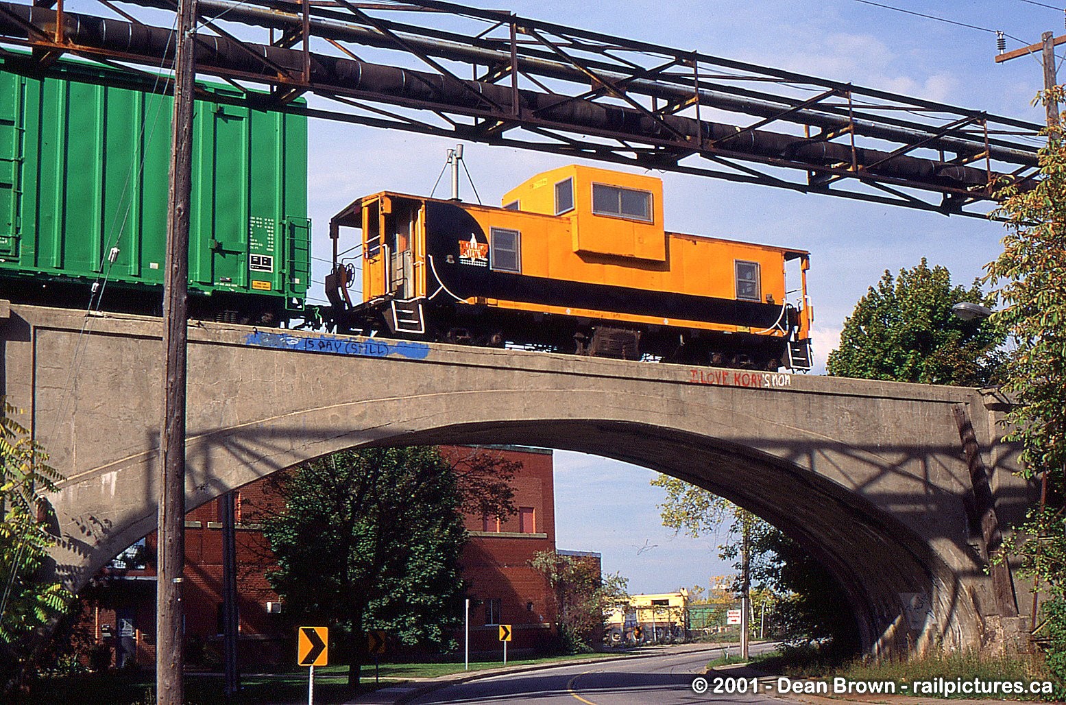 Railpictures.ca - Dean Brown Photo: TRRY 108 heads southbound over ...
