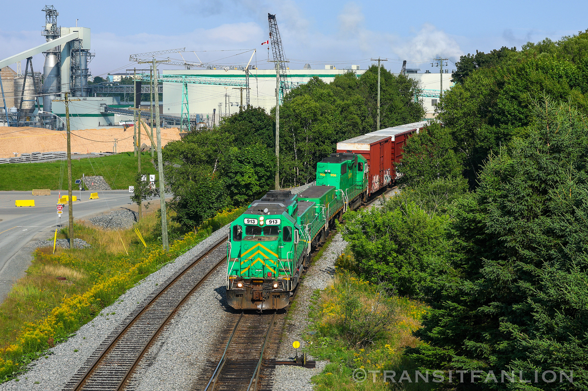 Railpictures.ca - Lion Liu Photo: Afternoon westbound yard transfer ...