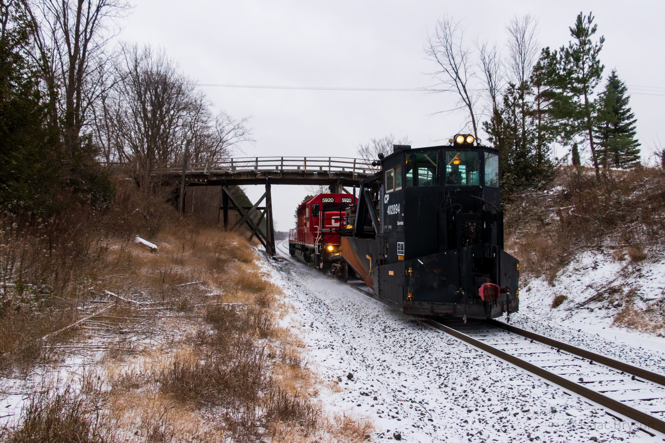 Railpictures.ca - Isaac Bryson Photo: Me and a buddy made our way to ...