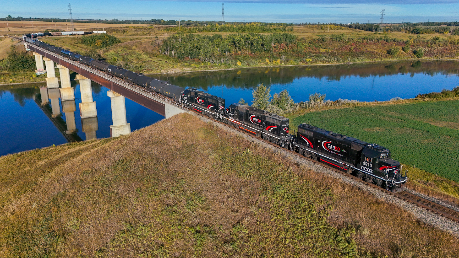Railpictures.ca - Rob Eull Photo: The morning Cando job from the Beamer ...