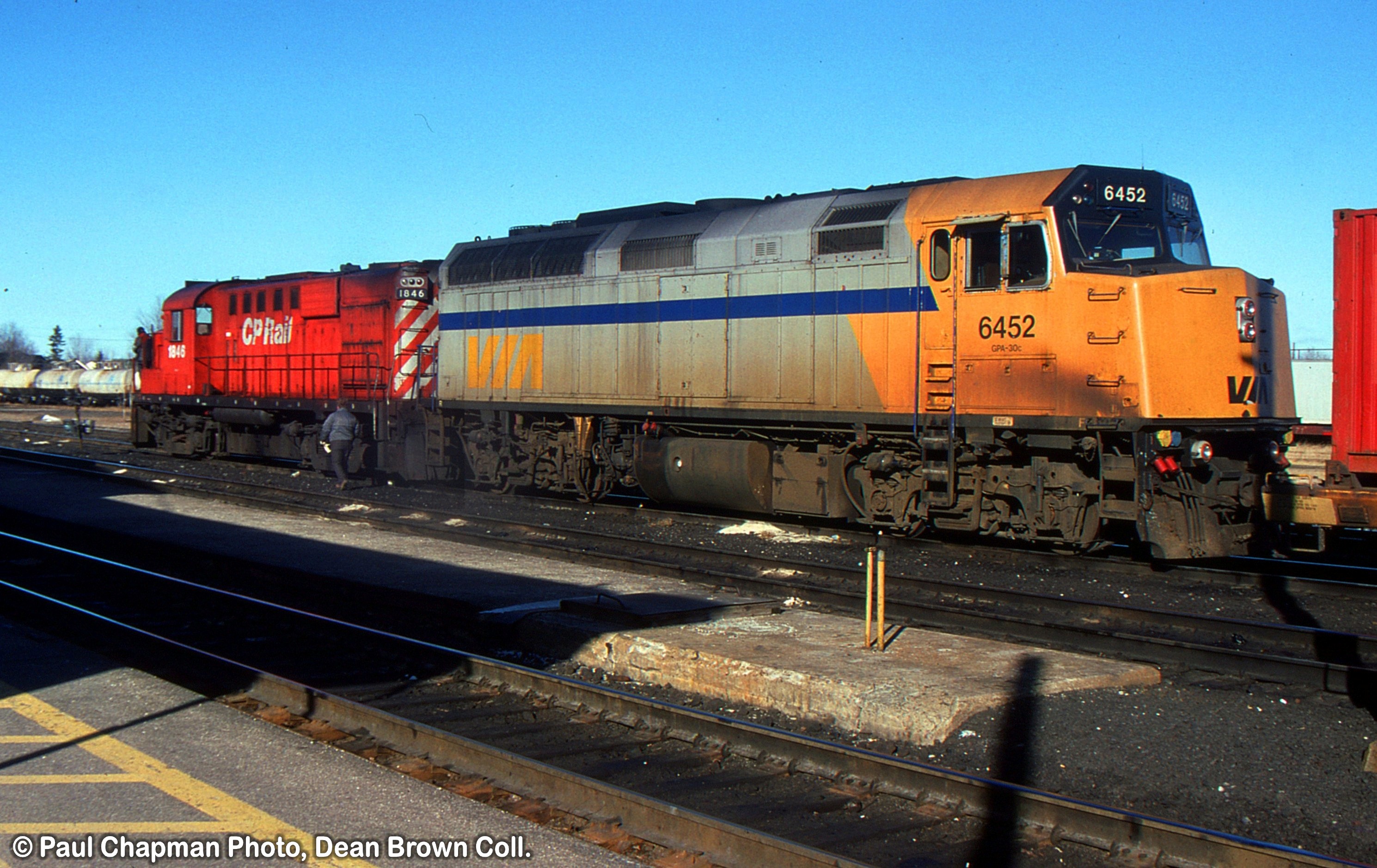 Railpictures.ca - Paul Chapman Photo Photo: CP was leasing VIA F40PH-2 ...