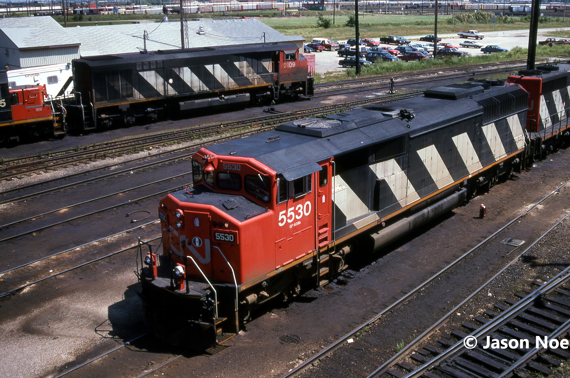 Railpictures.ca - Jason Noe Photo: CN SD60F 5530 and SD40 5152 await ...