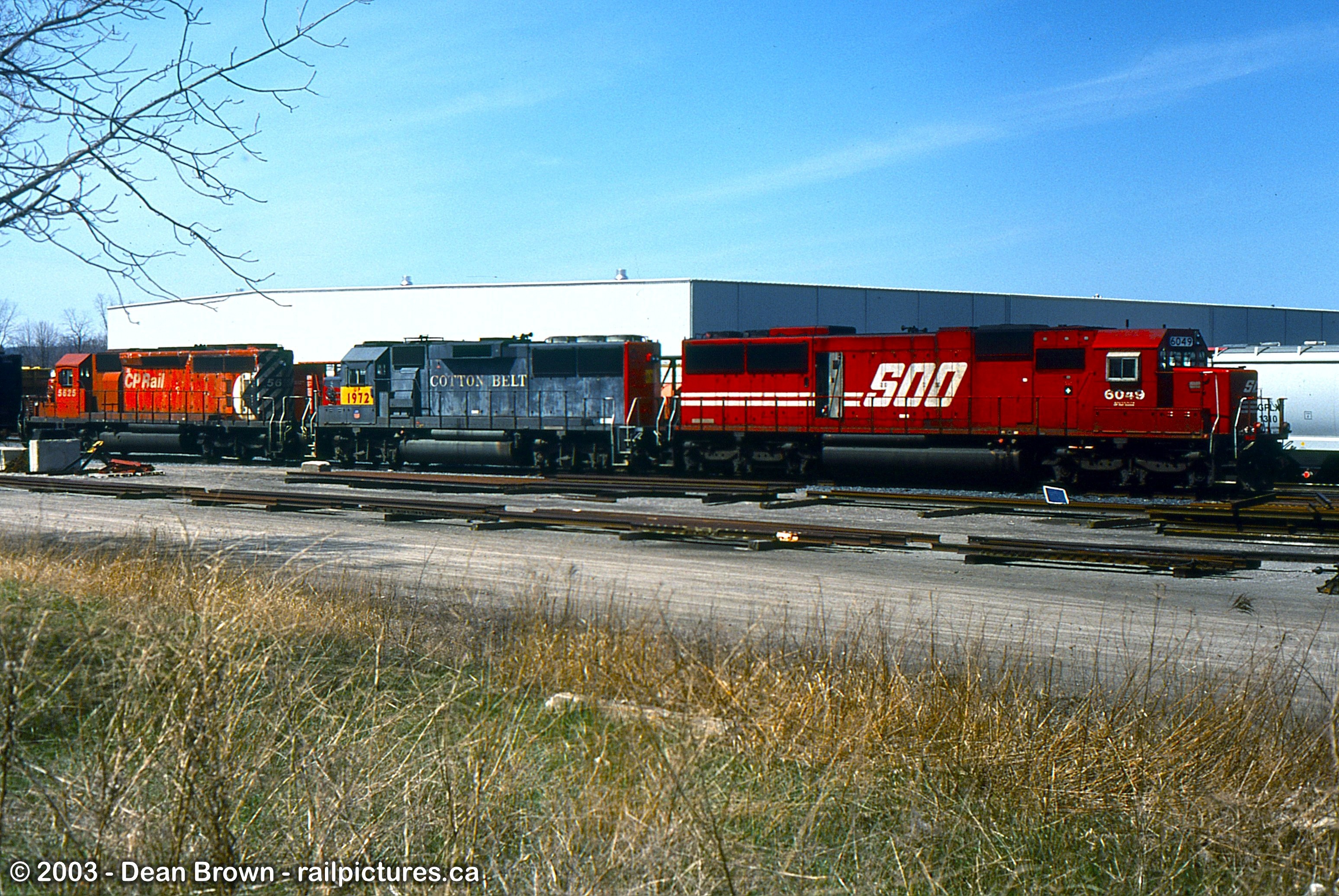Railpictures.ca - Dean Brown Photo: SOO SD60 6050, UP GP60 1972 and CP ...